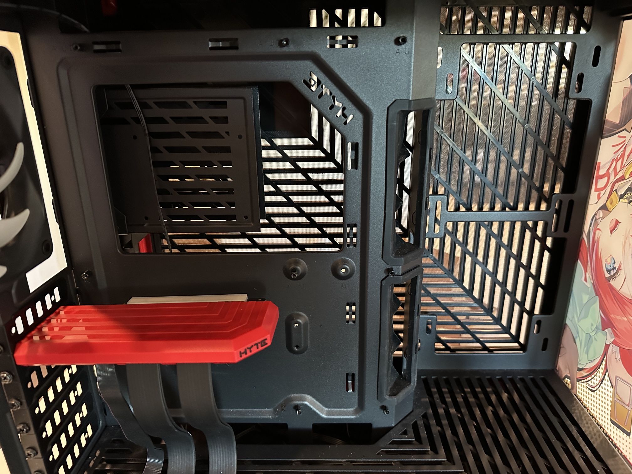 Hyte Y60 Hololive Hakos Baelz Edition Computer Case + Desk Pad for Sale ...