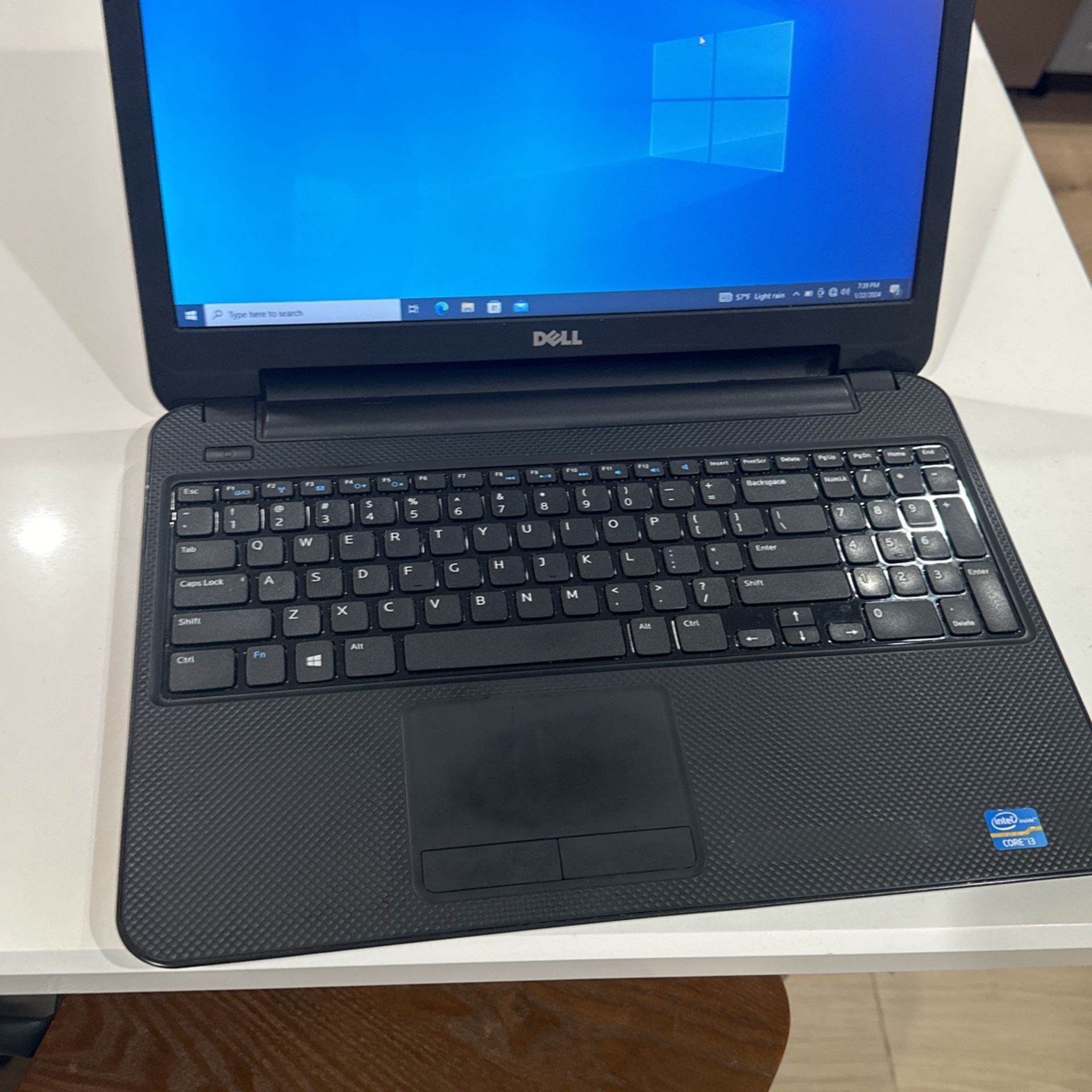 Dell Laptop - Big Screen 16 Inches - 8GB RAM - 256 SSD for Sale in ...