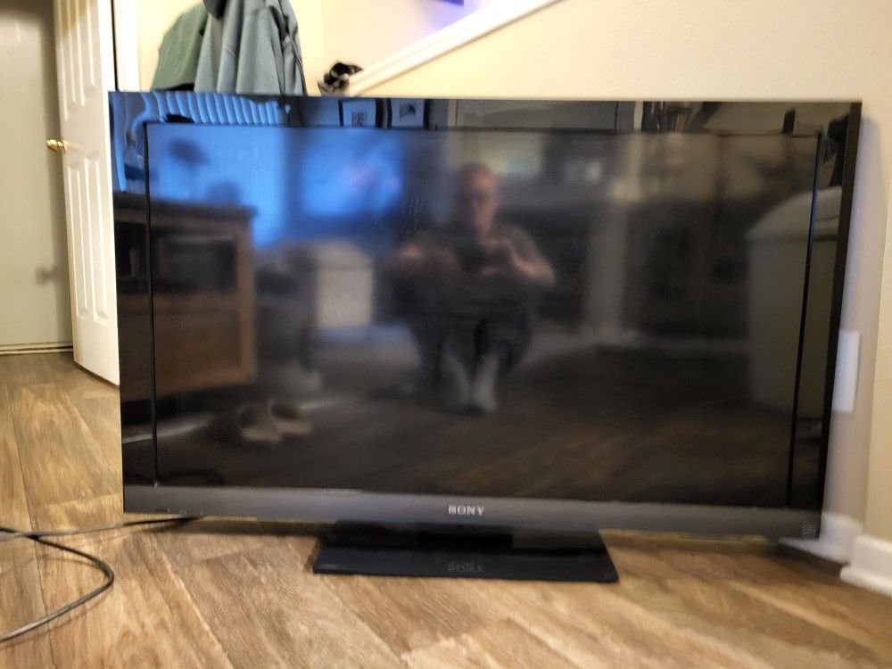 Sony 46 Inch Flat Screen for Sale in West Hills, CA - OfferUp
