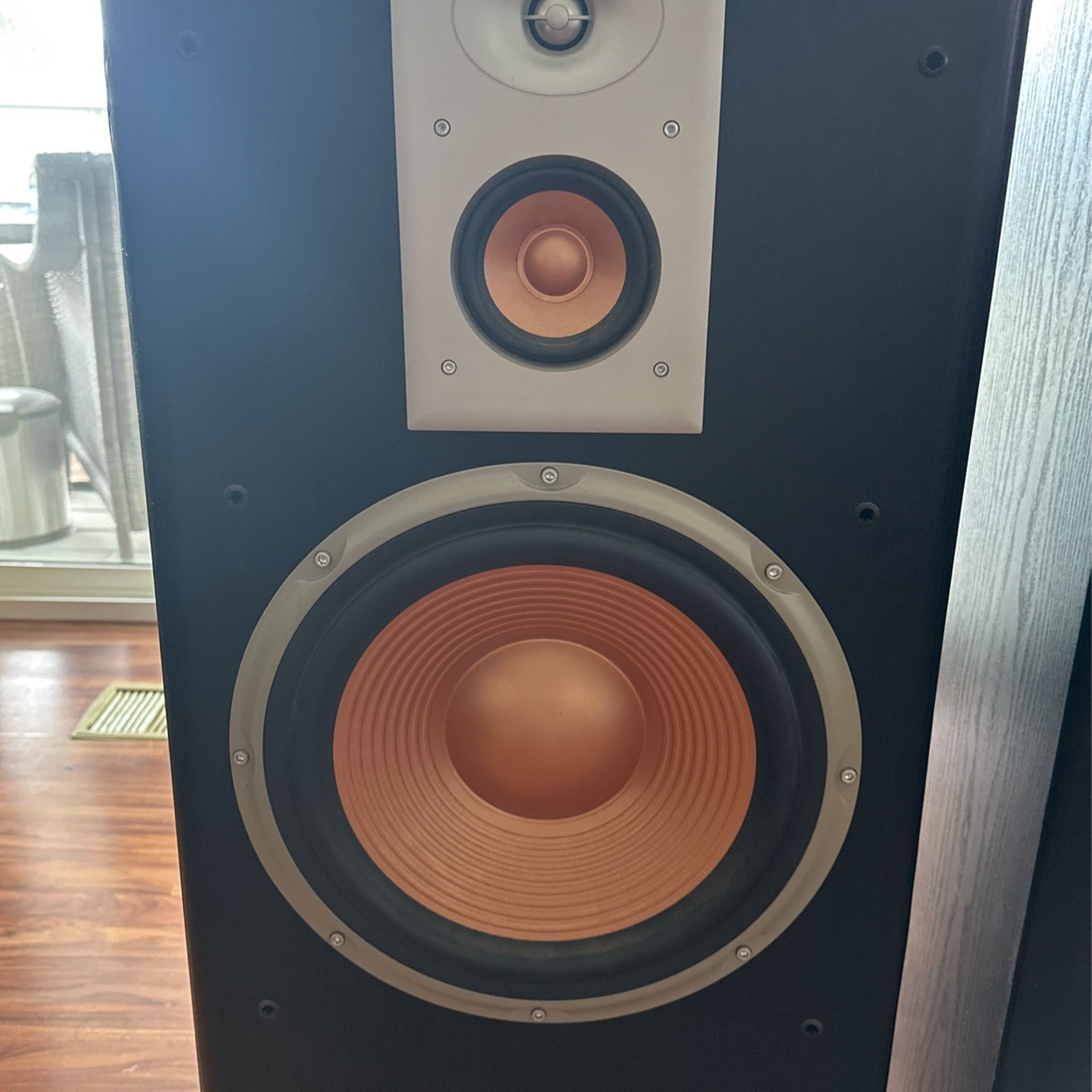 JBL Studio Series S312 3 Way Speaker System Floor Speakers for Sale in ...