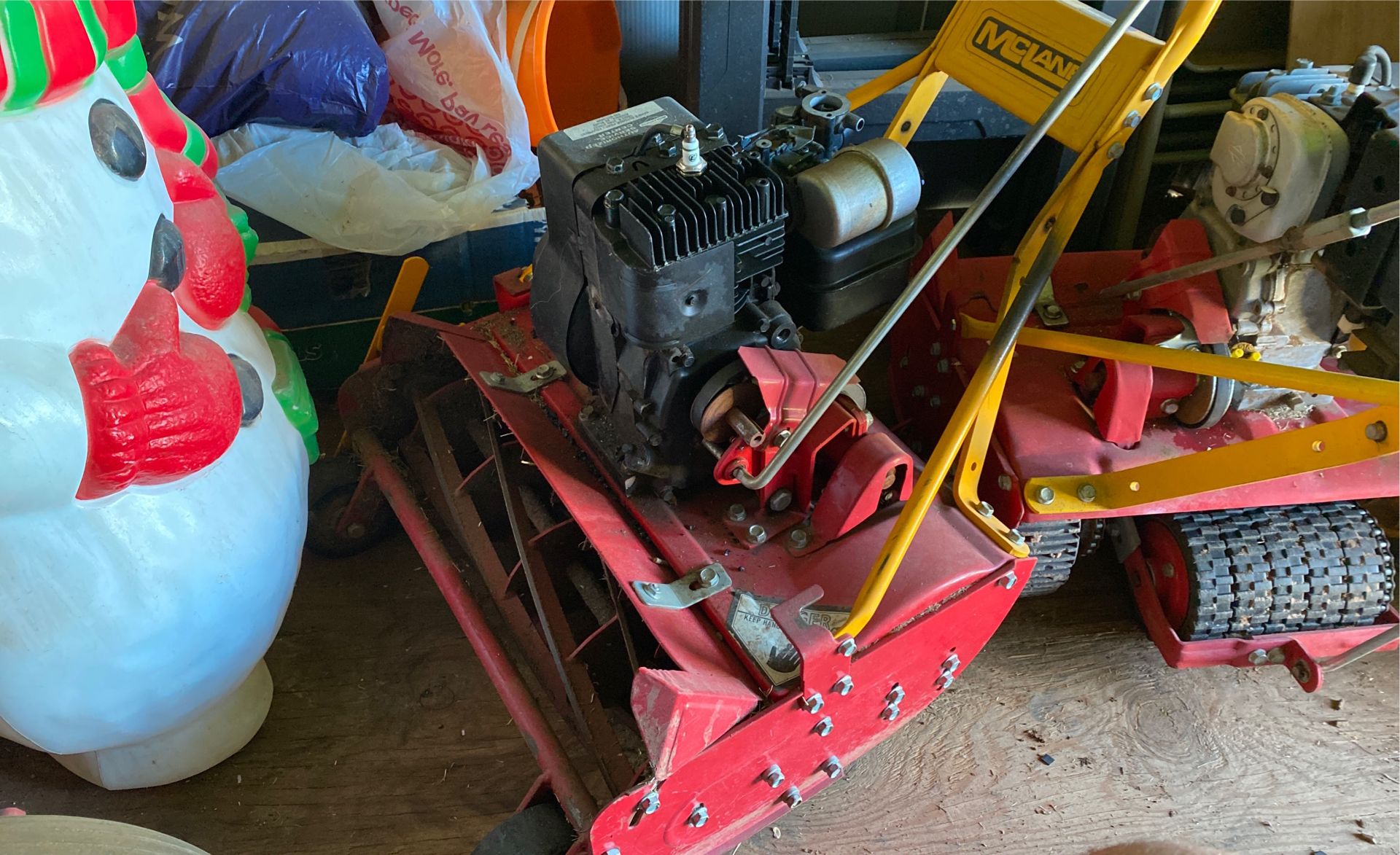 Tiff mower 3 1/2 horse Ran last year it might be seized up good for ...