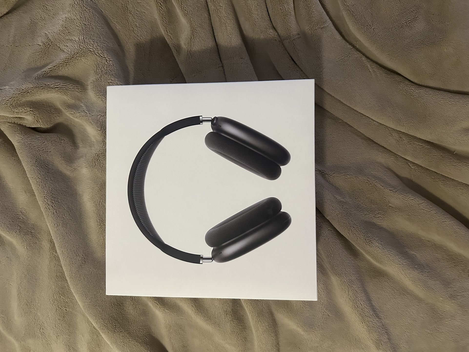 Apple AirPod Max for Sale in Glendale, AZ - OfferUp