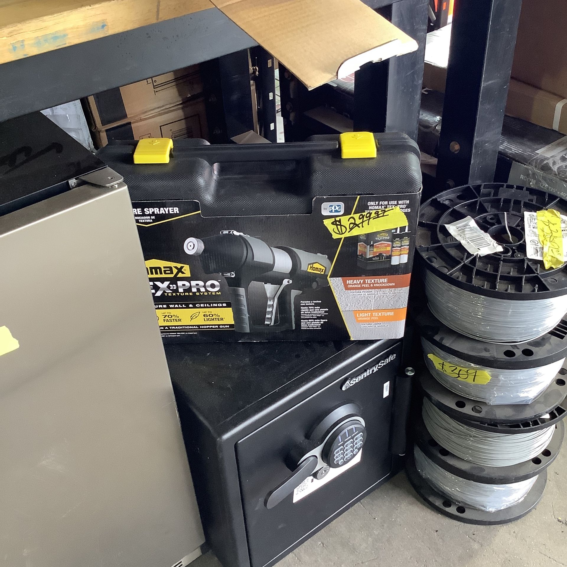 Homax TexPro Texture System Sprayer with Durable Carry Case for Sale in ...