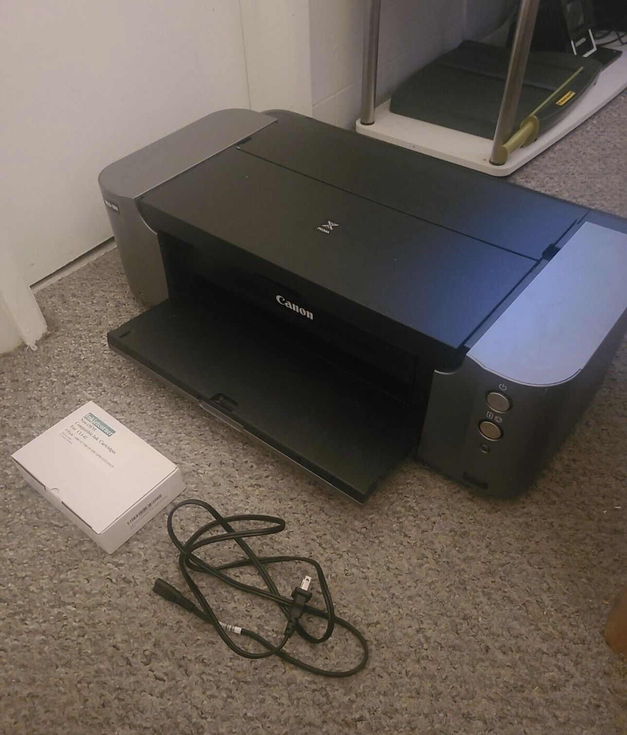 Canon Pixma Pro-100 Wireless Color Professional Inkjet Printer with ...