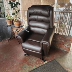 Electrical Recliner Chair for Sale in Los Angeles CA OfferUp