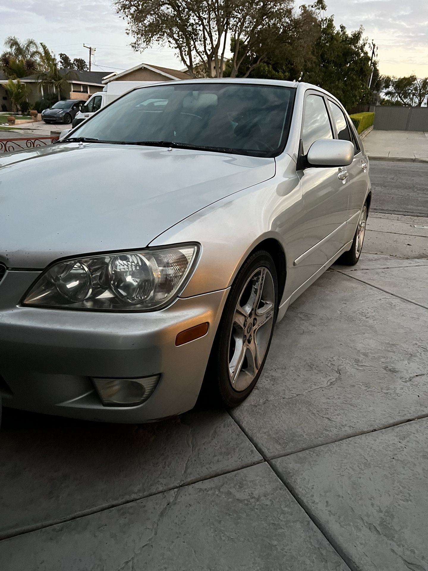 2002 Lexus IS 300 for Sale in Los Angeles, CA - OfferUp
