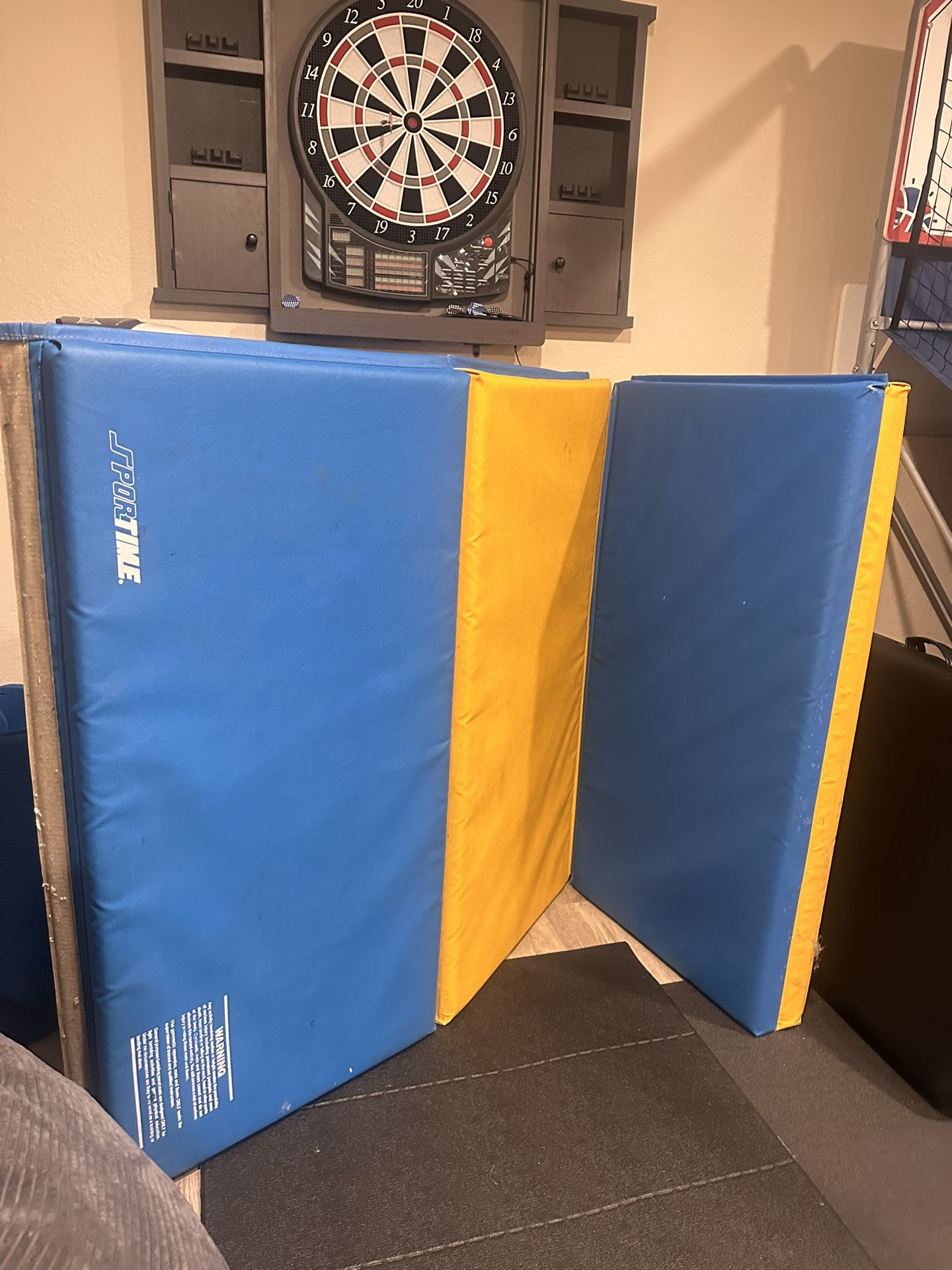 Gymnastics, Tumbling, Exercise Cheer Mat Folding for Sale in Bothell ...