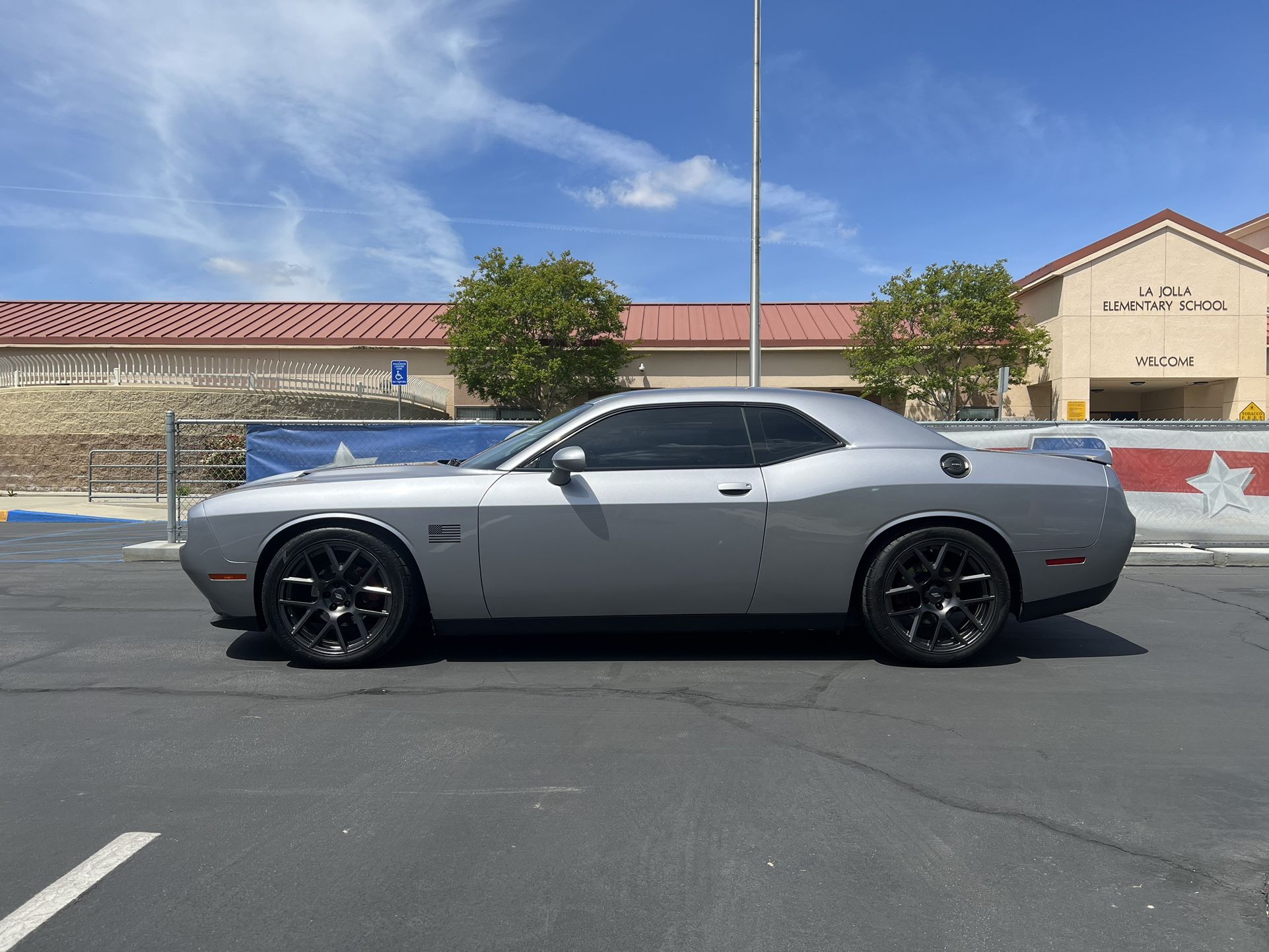 2015 Dodge Challenger for Sale in Moreno Valley, CA - OfferUp