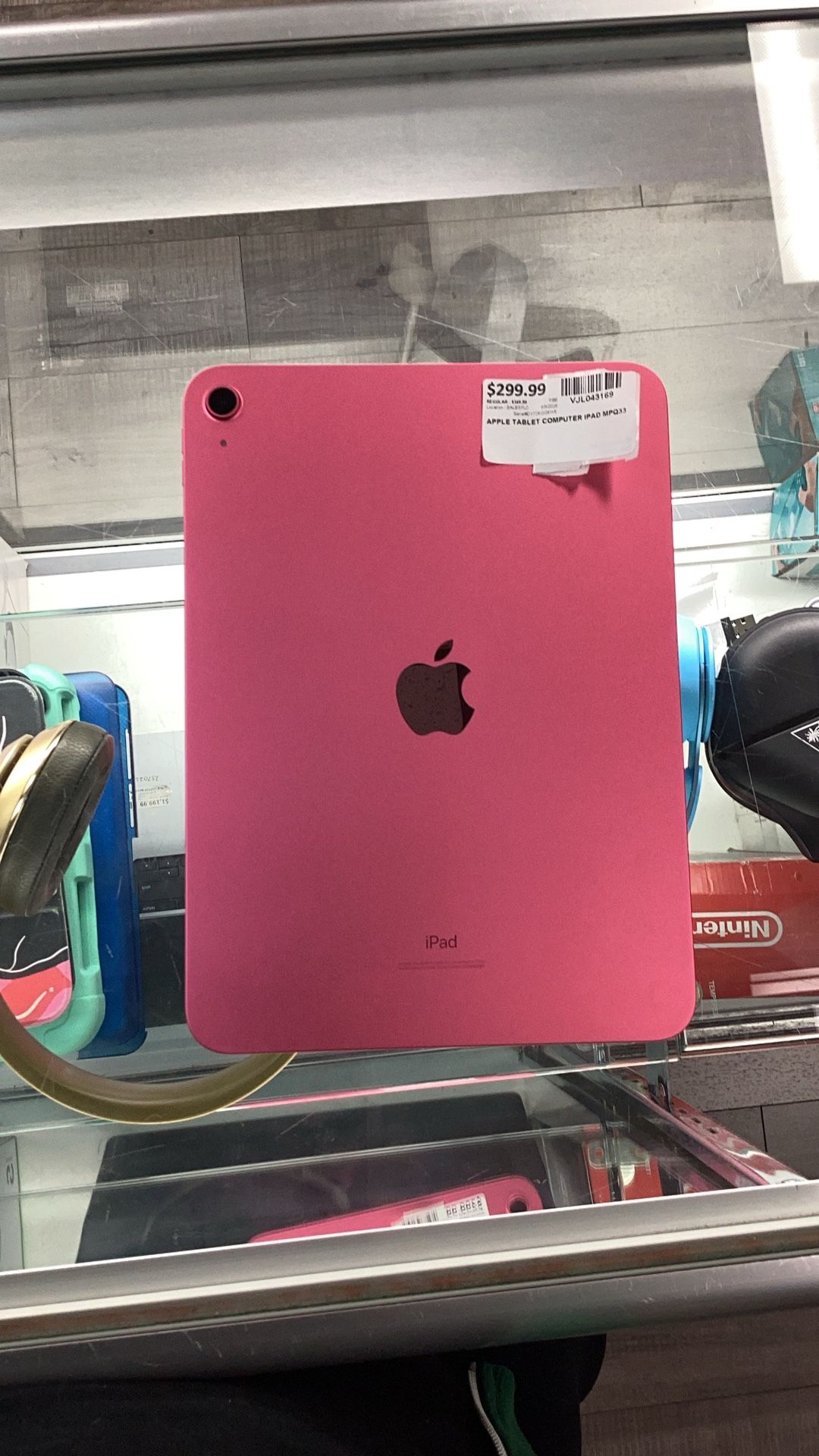 Apple Tablet Computer iPad Color Pink Mpq33 for Sale in Moreno Valley ...