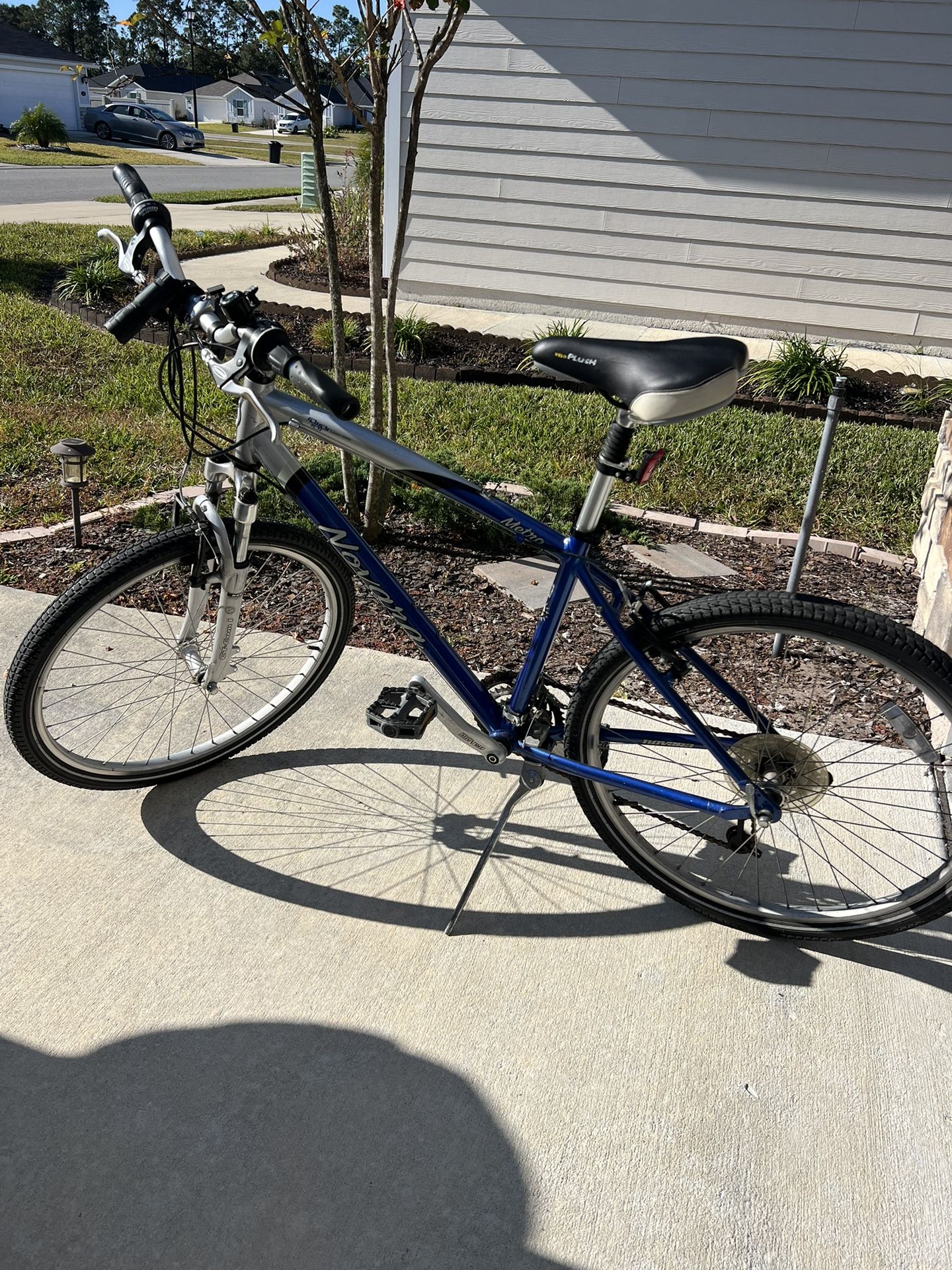 Novara Metro Bike for Sale in Palm Coast, FL - OfferUp