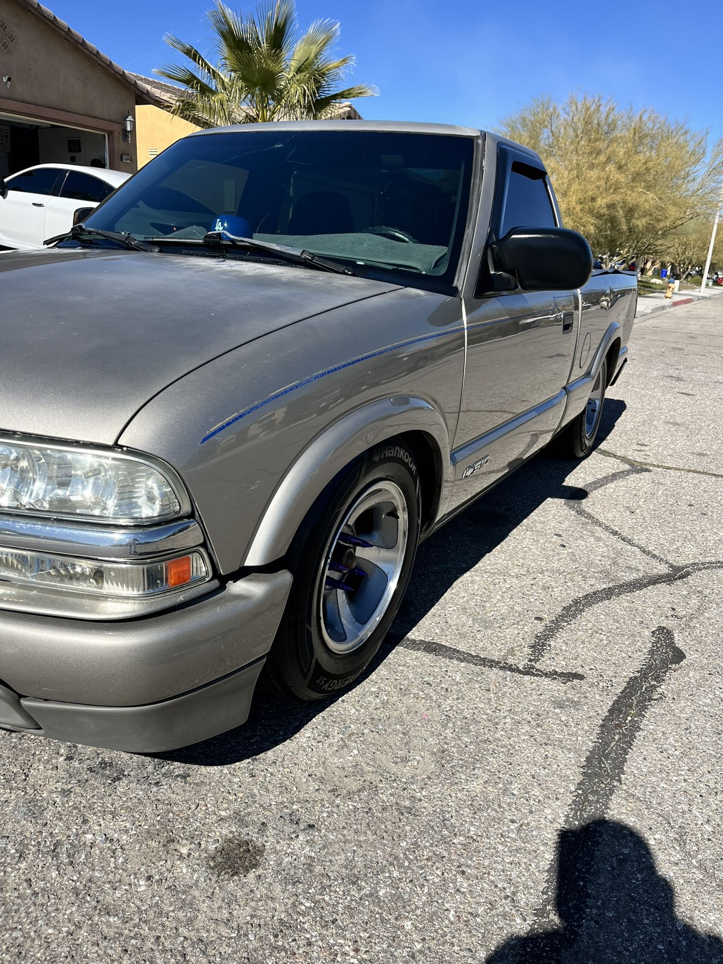 2000 Chevrolet S-10 for Sale in Victorville, CA - OfferUp