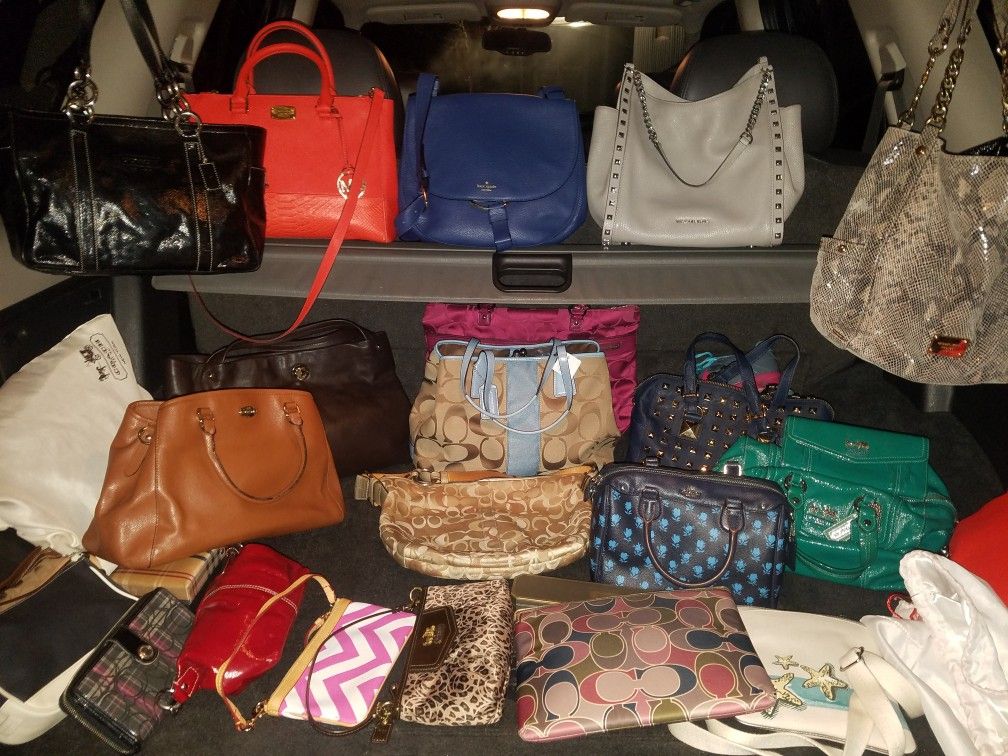 Assorted bags for Sale in Baytown, TX - OfferUp