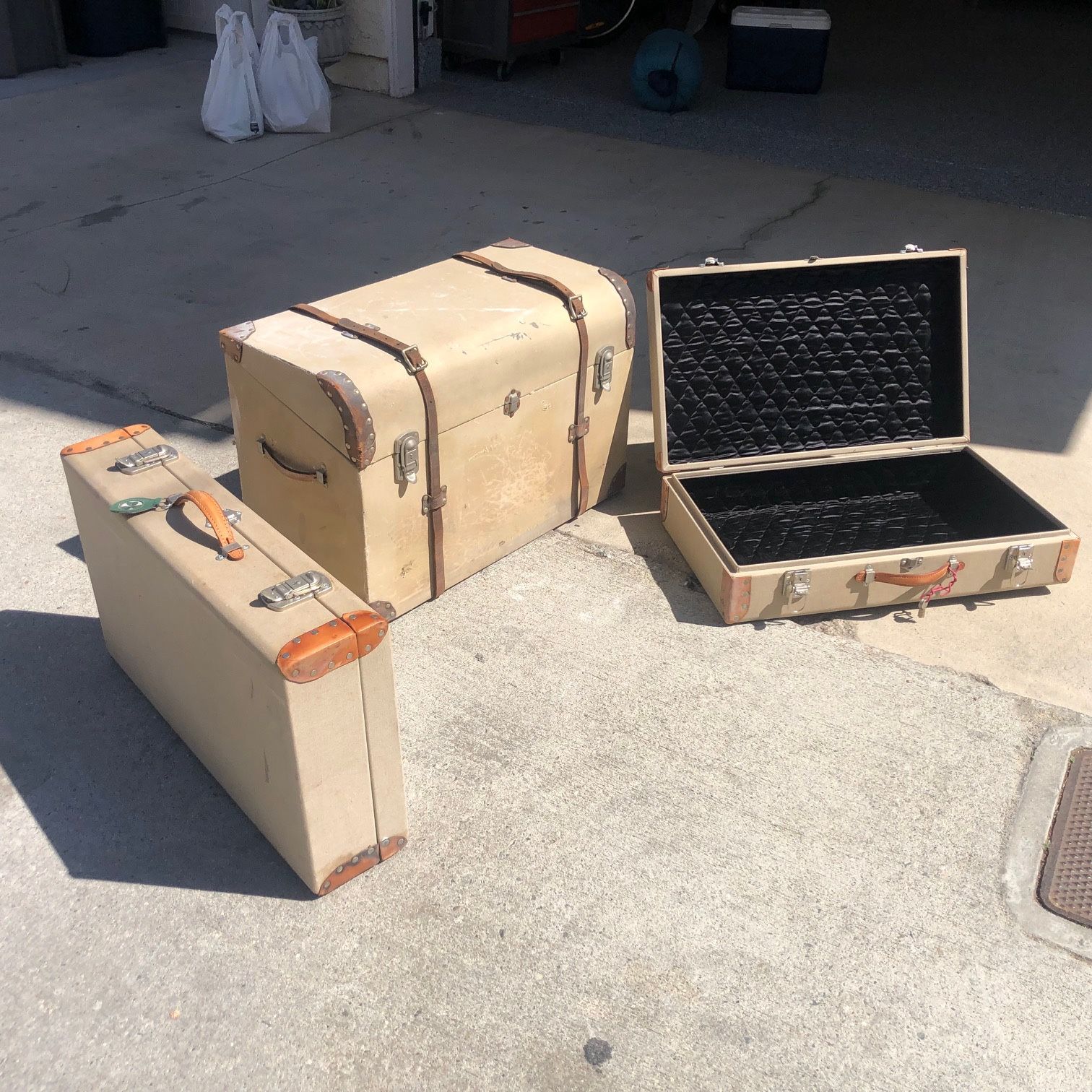 Vintage Auto Travel Trunk- Used On 35 Ford Tudor for Sale in Long Beach ...