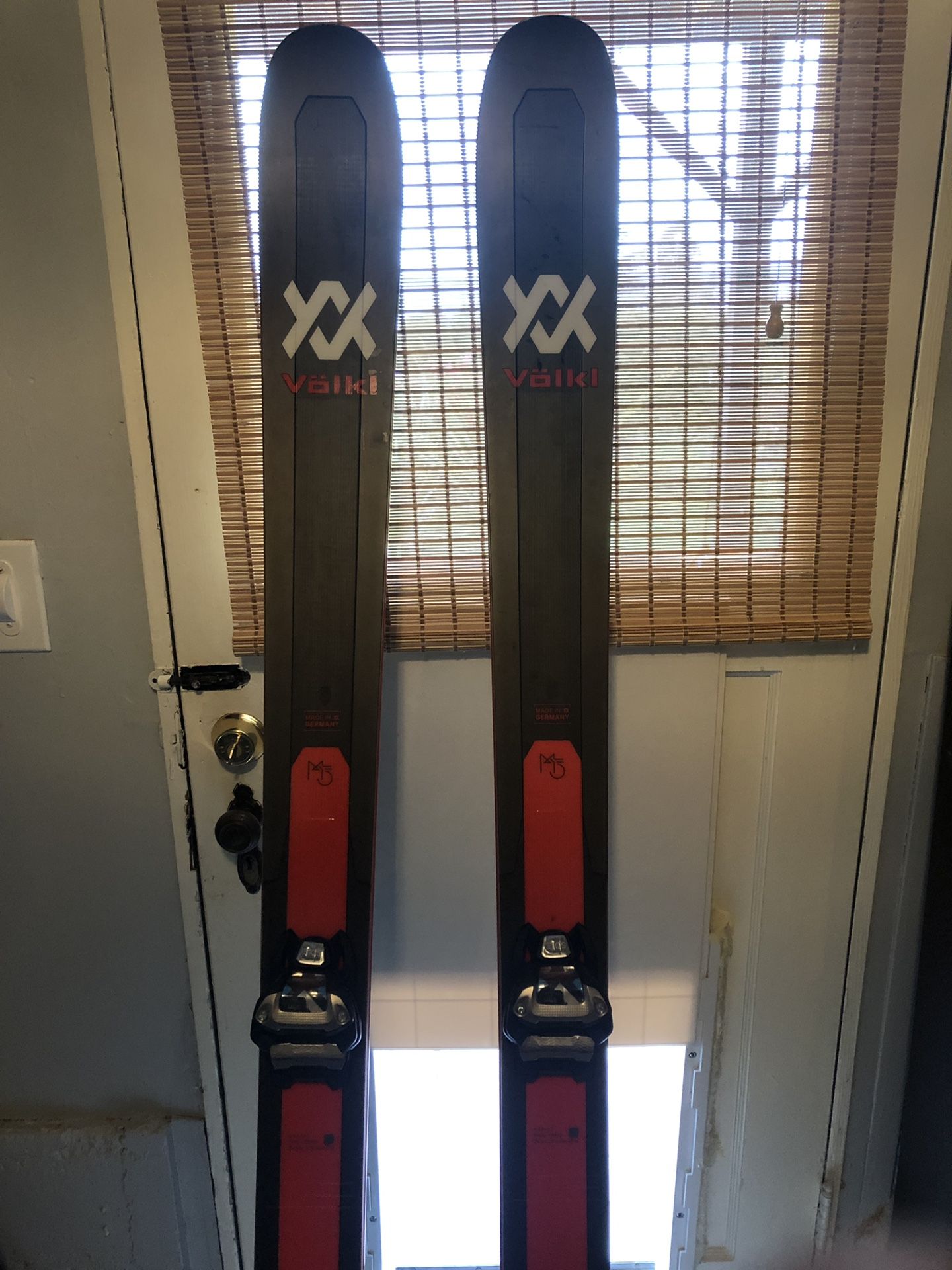 Volkl Mantra M5 Skis 184 cm and Marker Griffon Bindings for Sale in ...