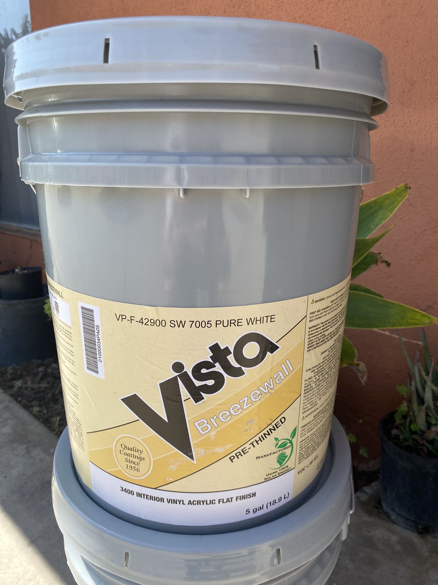 Vista Paint (Pure White) Interior Flat for Sale in Downey, CA - OfferUp