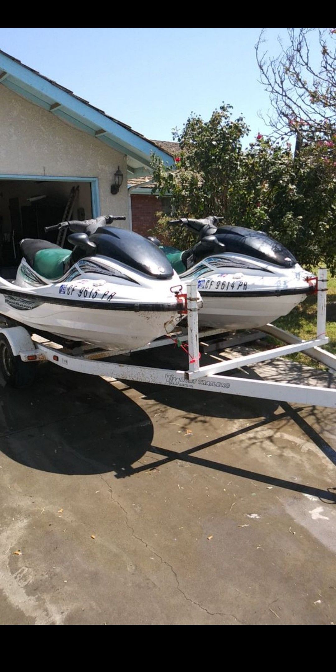 3 jet skis and trailer for Sale in Lemoore, CA - OfferUp