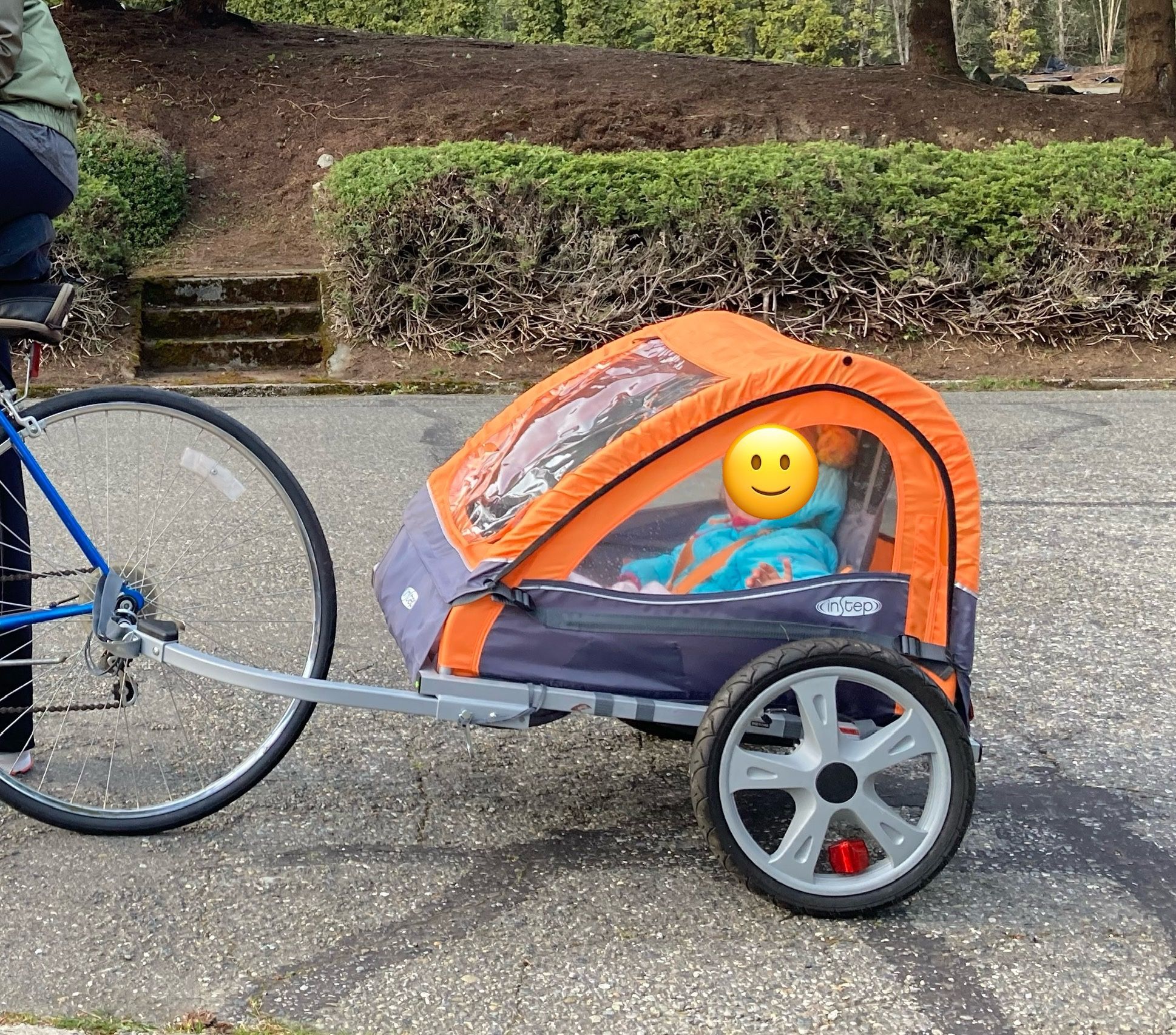 Instep Bike Trailer for Sale in Tacoma, WA - OfferUp
