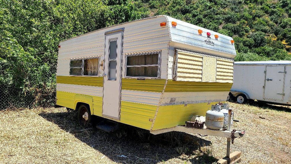 1973 Fleetwood Prowler for Sale in Brea, CA - OfferUp