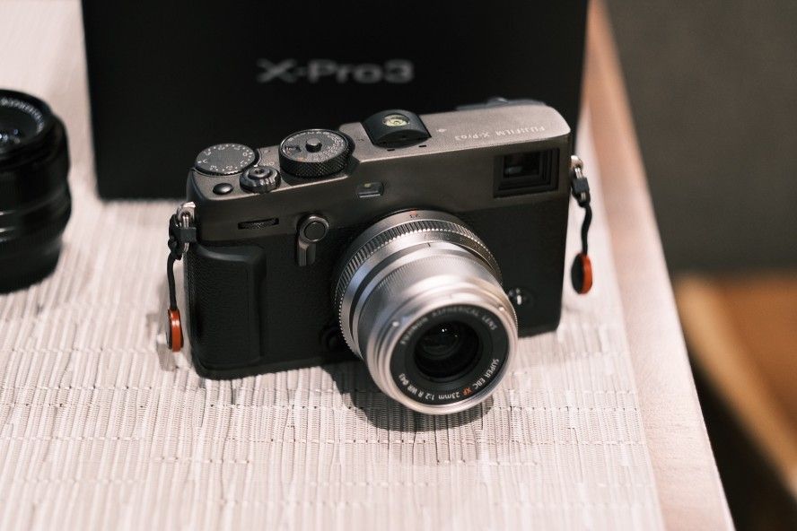Fujifilm X Pro3 Dura Black for Sale in Canyon Country, CA - OfferUp