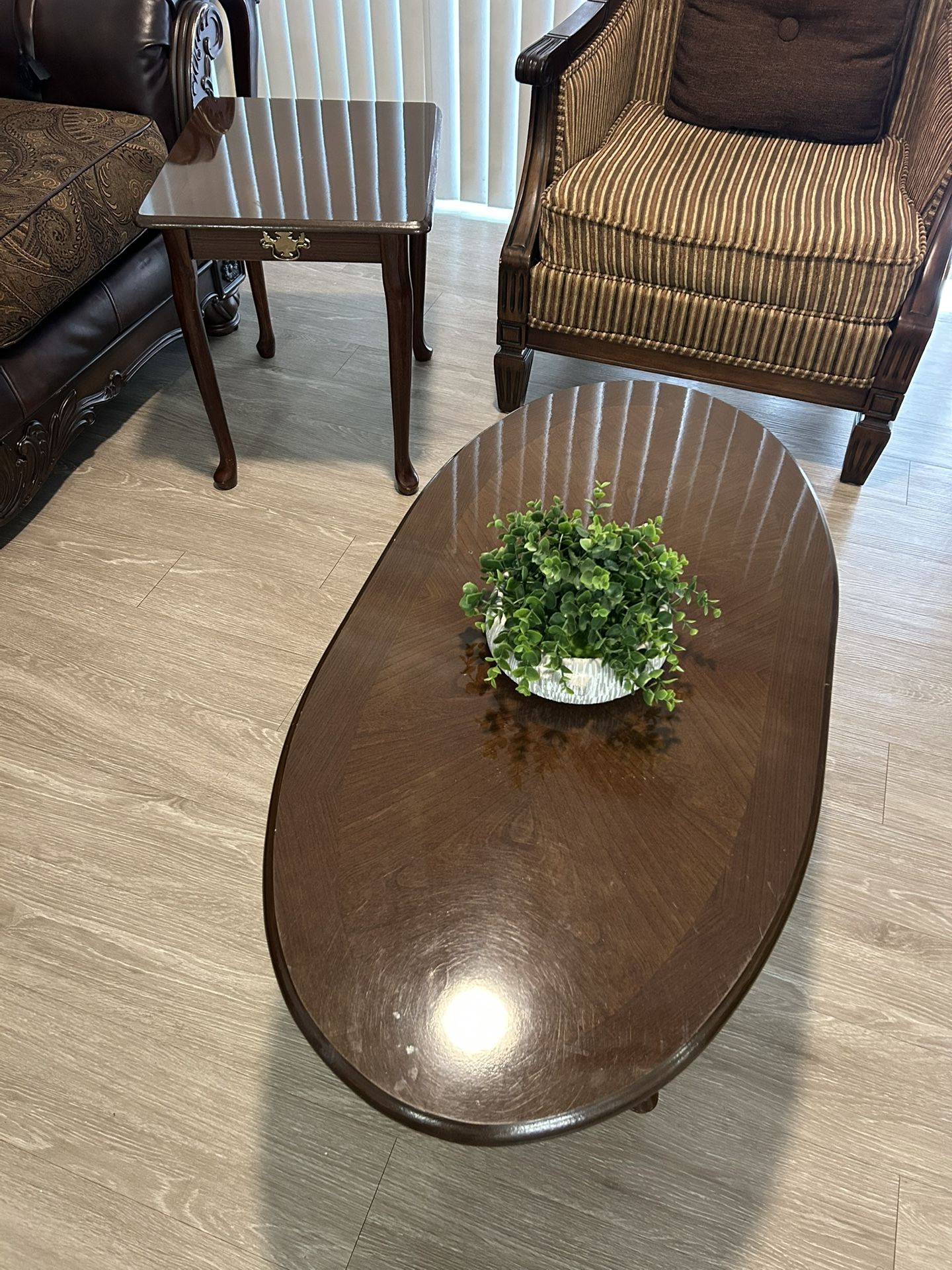 Elegant Wood Coffee Table + Matching Side Table Set for Sale in Aurora ...