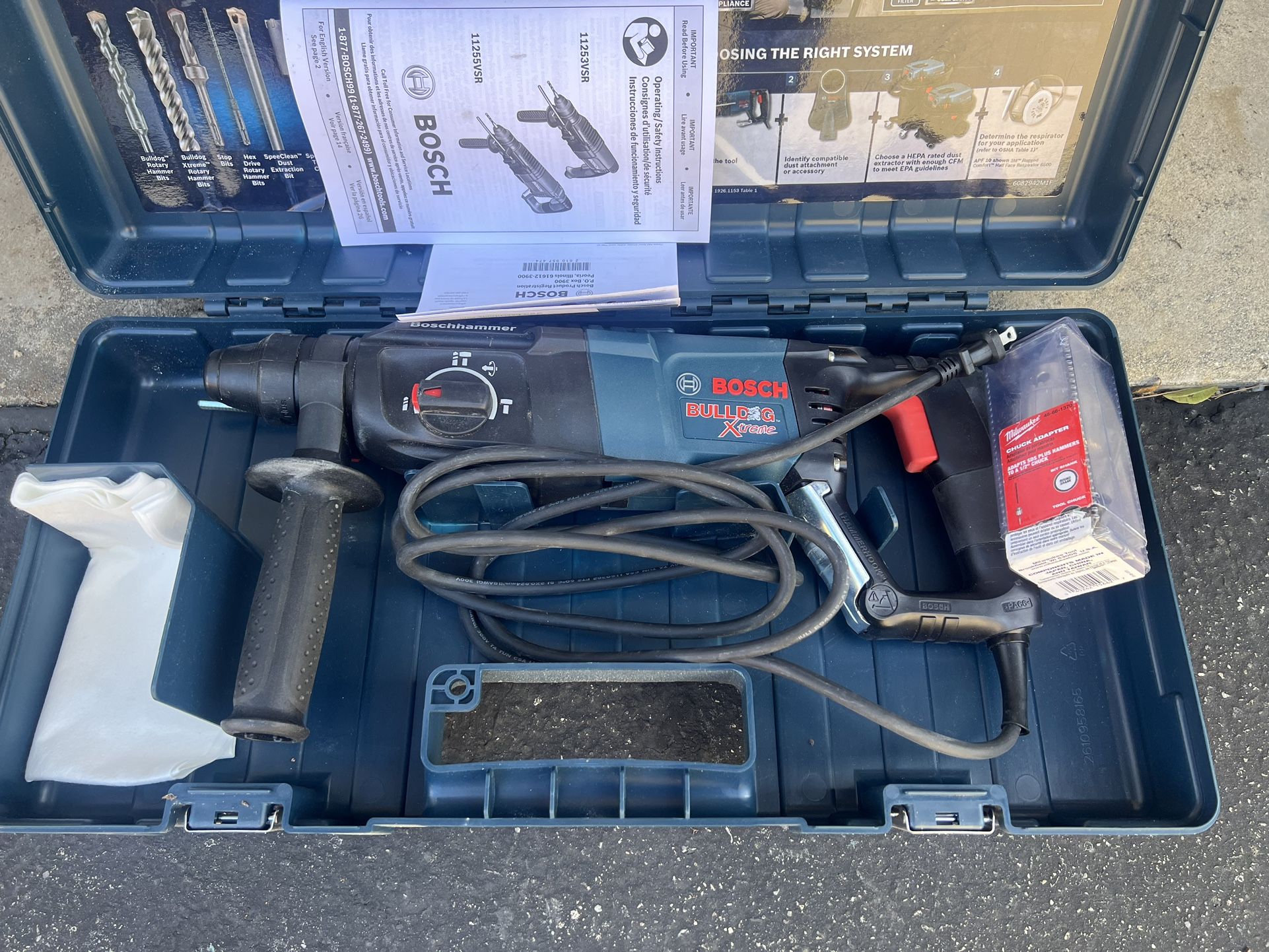 Bosch 8.5 Amp Corded 1-1/8 in. SDS-Plus Variable Speed Concrete/Masonry Rotary Hammer Drill with ...