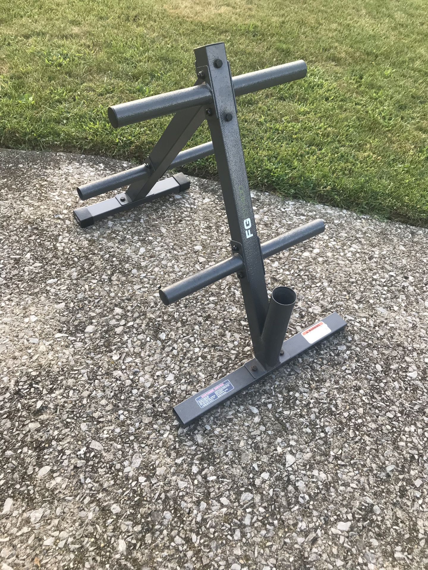 FG ot 400 weight plate tree rack for Sale in Parma, OH - OfferUp