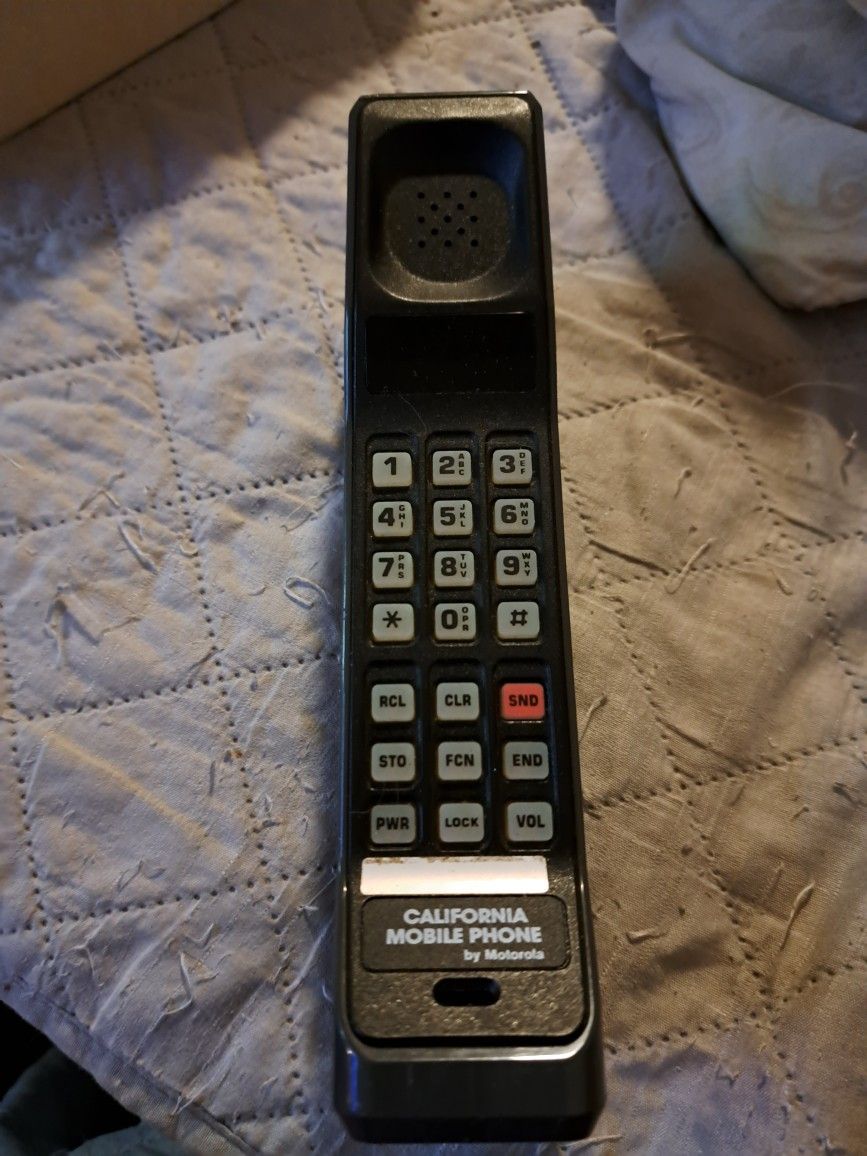 Motorola Brick Phone Ad