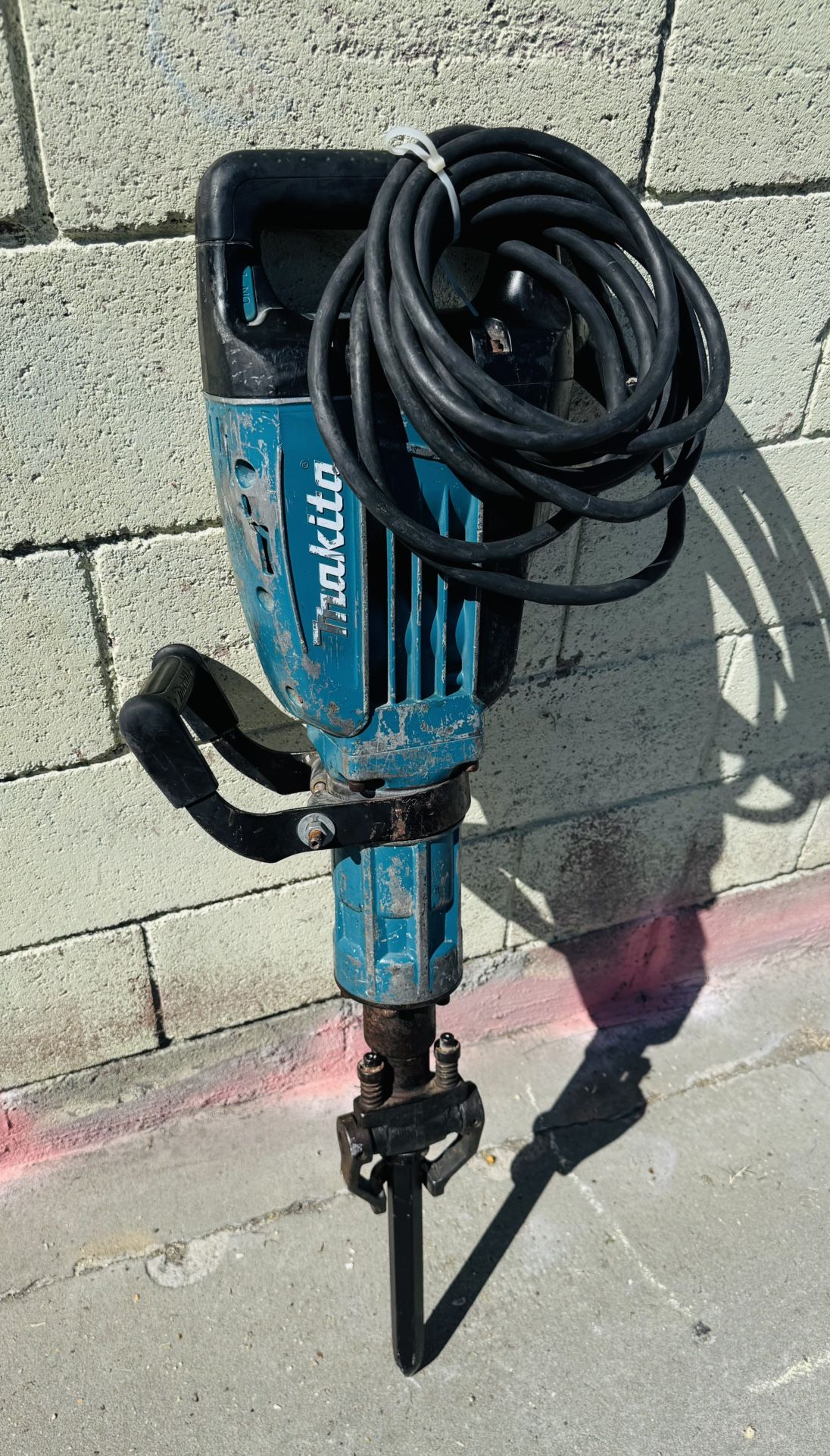 Makita Demolition Breaker Hammer Good Condition With Bit for Sale in ...