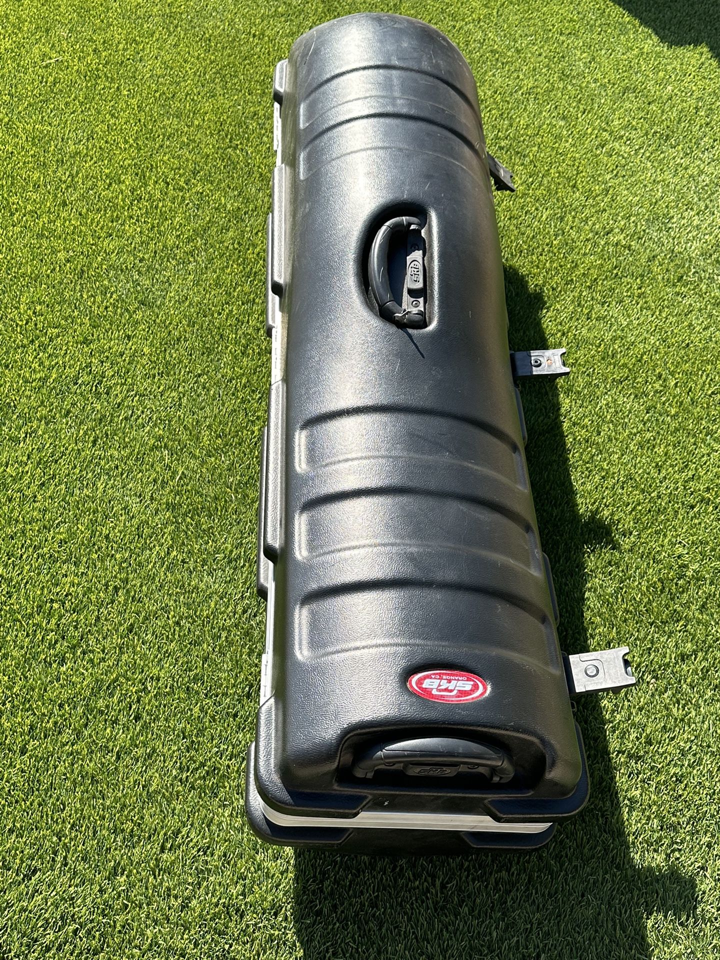 SKB Hard Sided Golf Travel Bag for Sale in Yorba Linda, CA - OfferUp