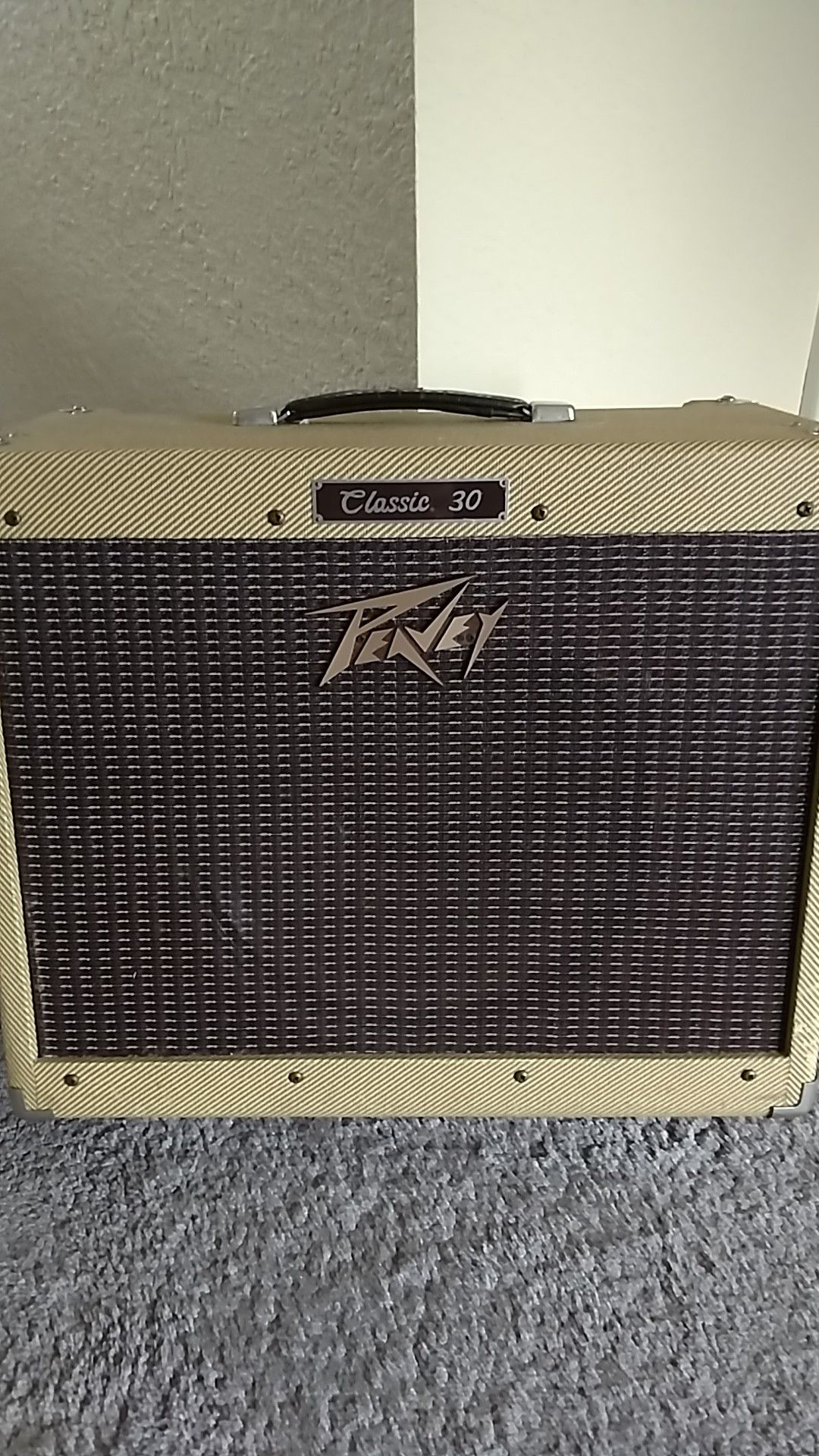 Tube amp - peavey classic 30 for Sale in Tacoma, WA - OfferUp