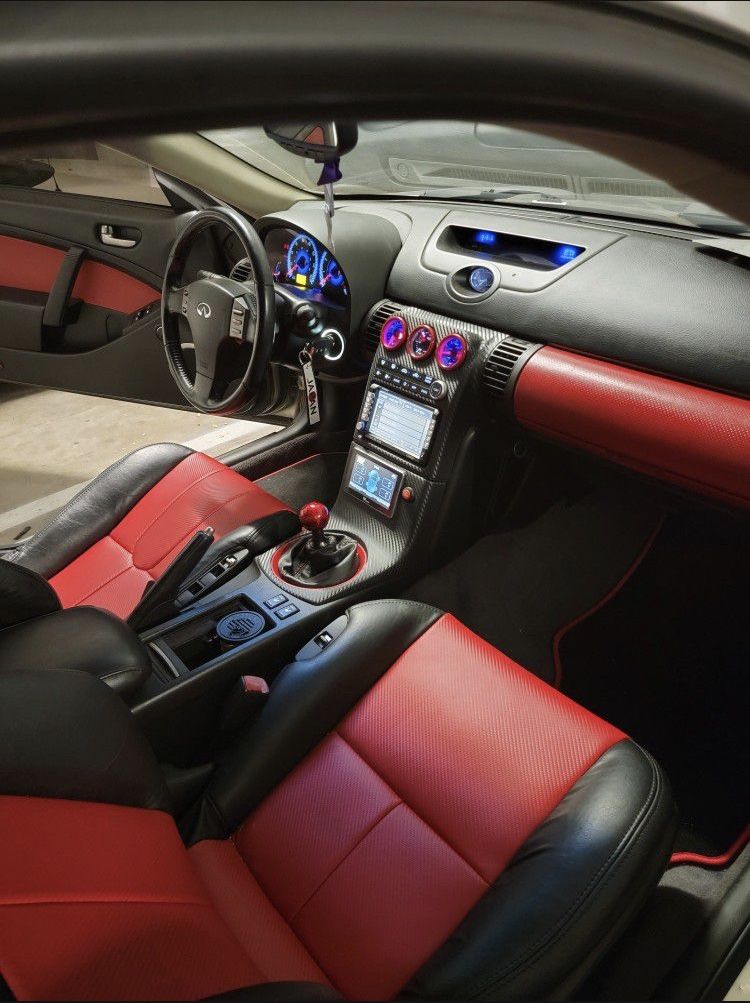 Custom G35 Interior