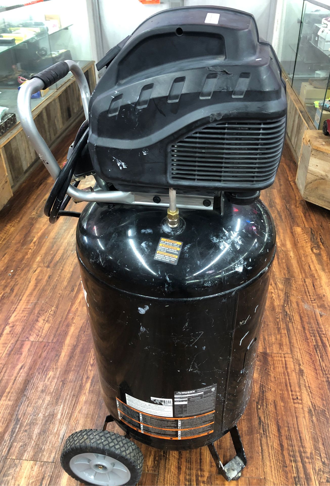 Husky 175 psi 30 gallon for Sale in Dallas, TX - OfferUp