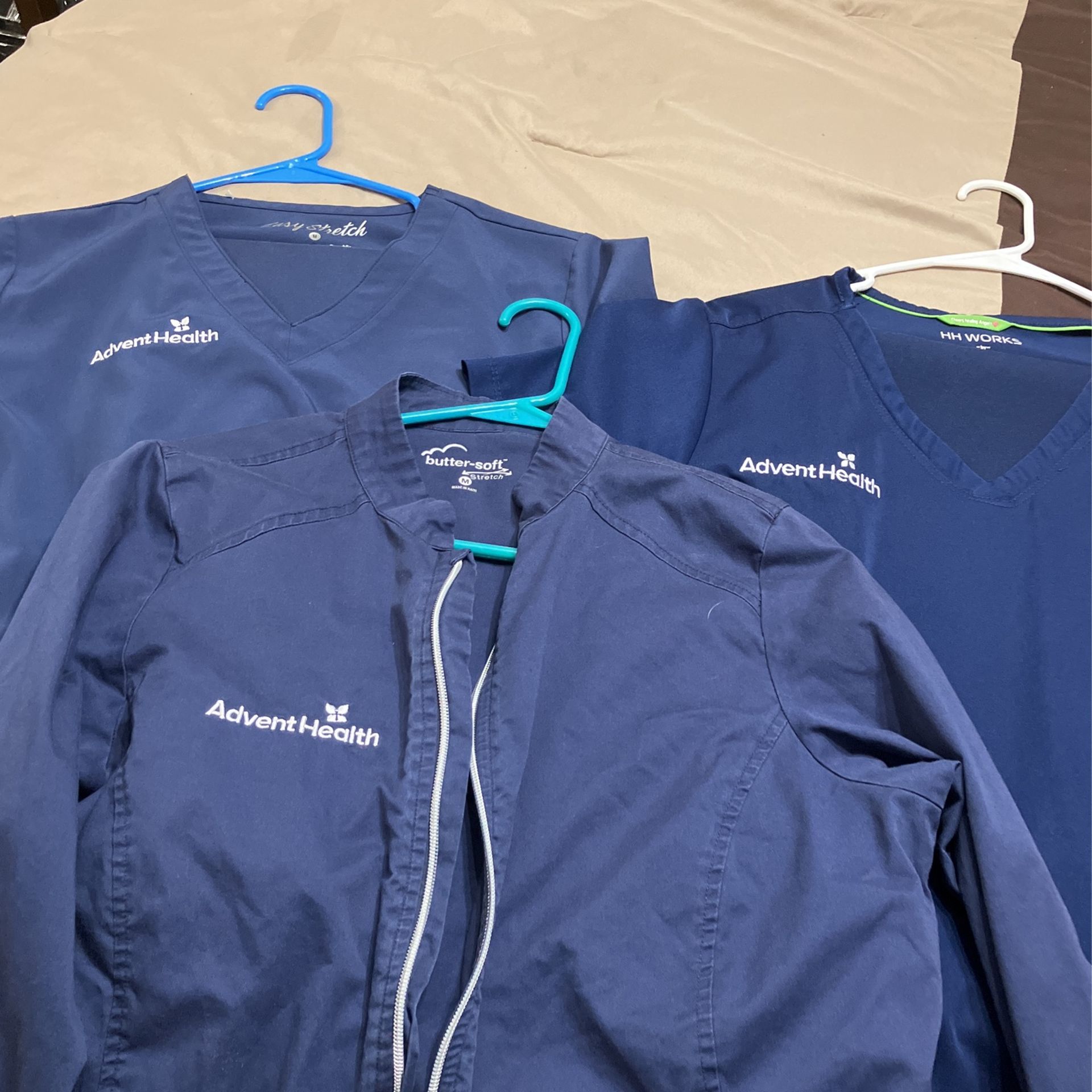 Reduced !!! Flexible On Asking Price!! 7Advent Health Size M/L Nurse ...