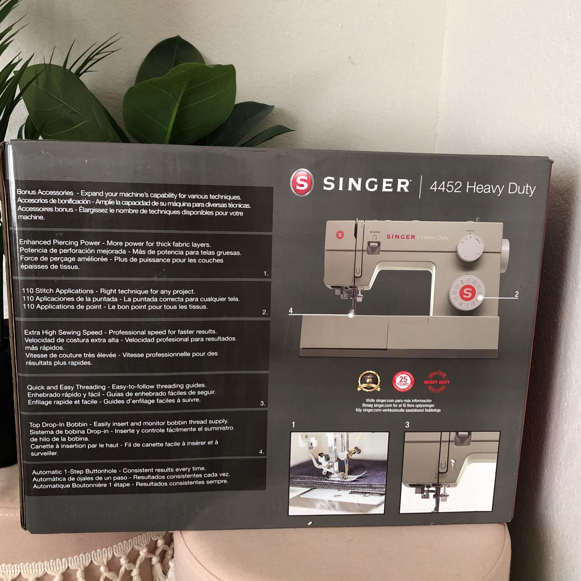 Singer Sewing Machine 4452 Heavy Duty for Sale in Fort Myers, FL - OfferUp