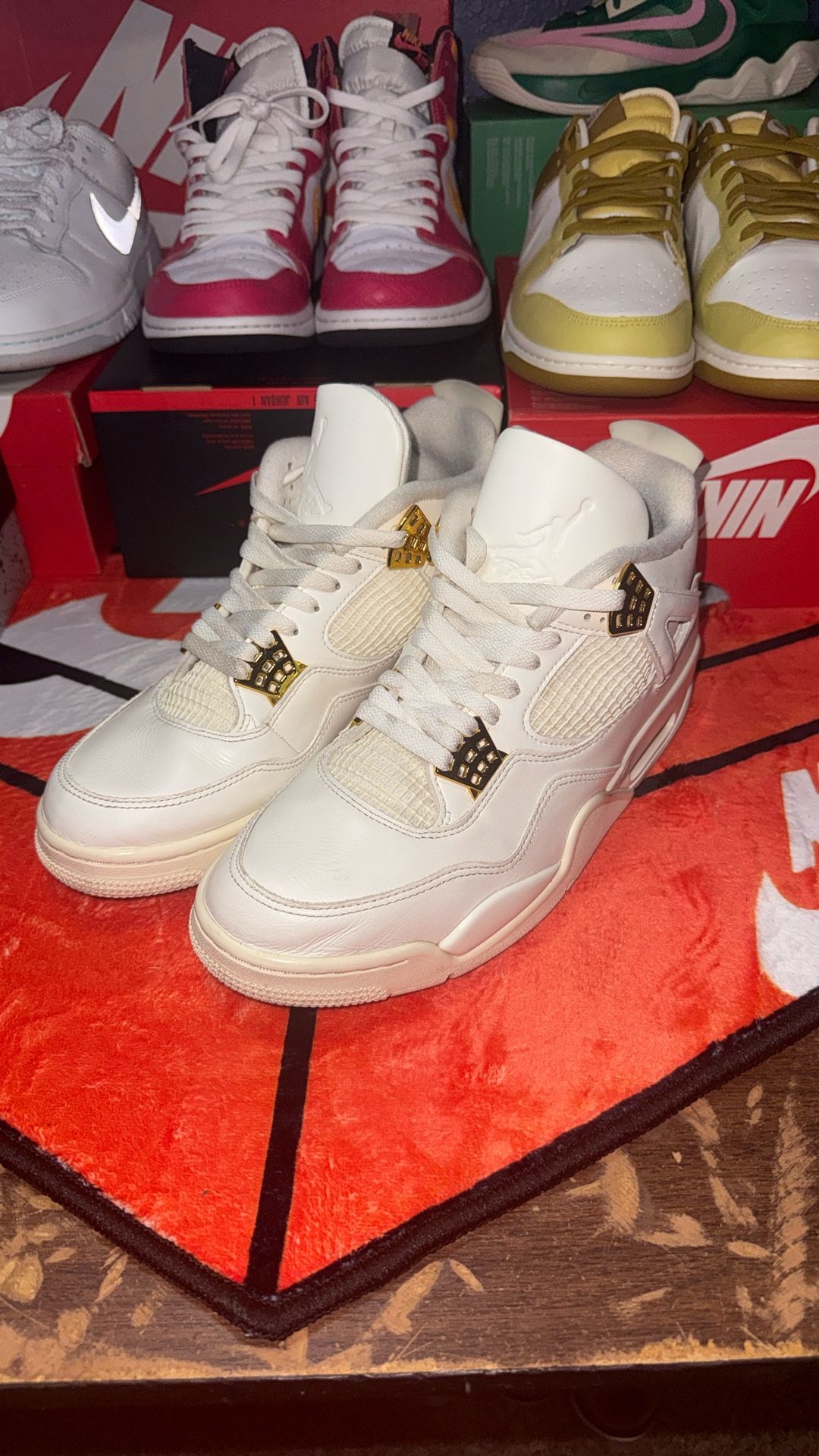 Metallic Gold 4s for Sale in Denison, TX - OfferUp