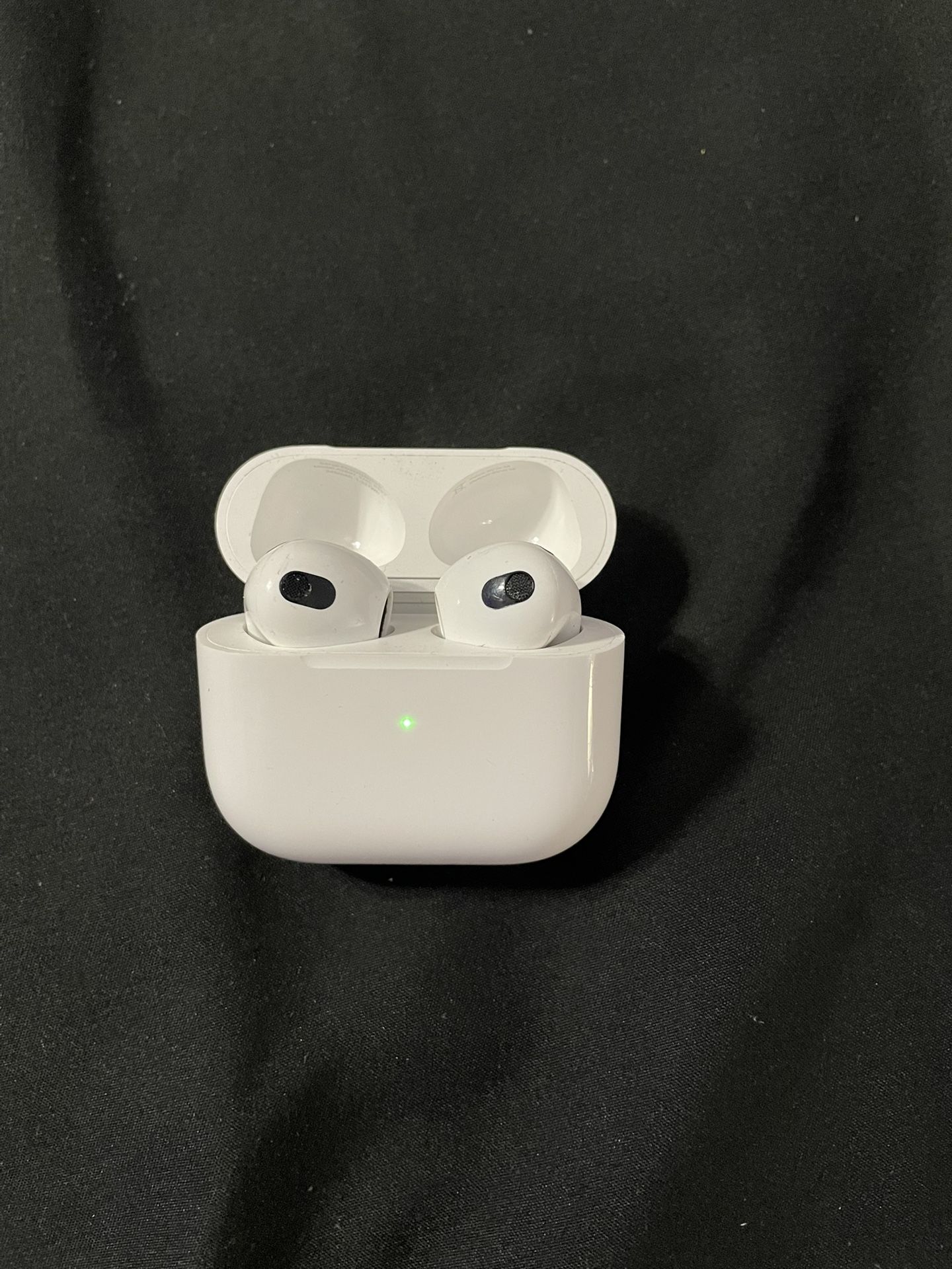 AirPods 3 Generation for Sale in Arlington, TX - OfferUp