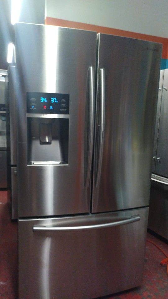 Fridge With Instant View $440 for Sale in Los Angeles, CA - OfferUp