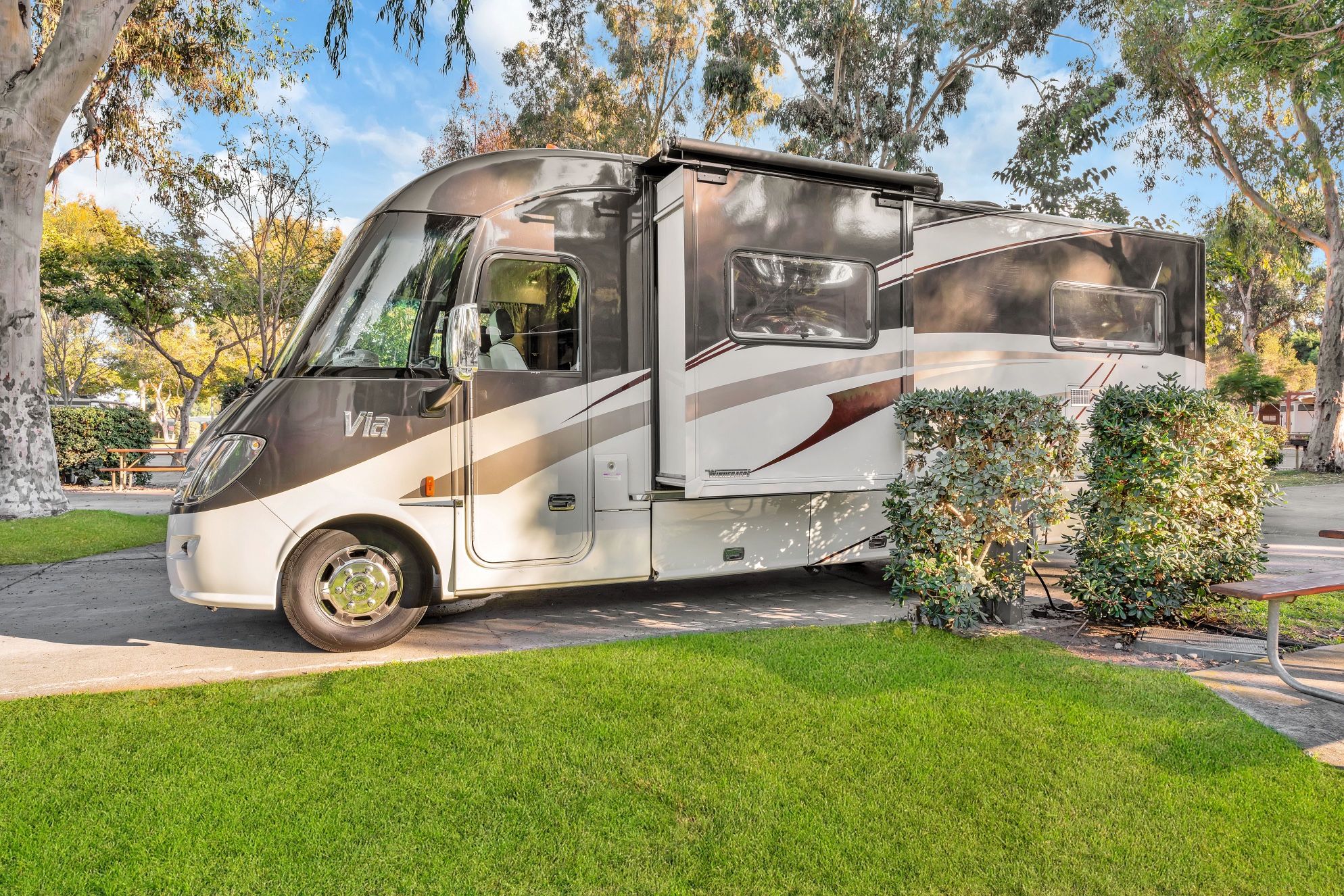 2015 Winnebago Via for Sale in San Diego, CA - OfferUp