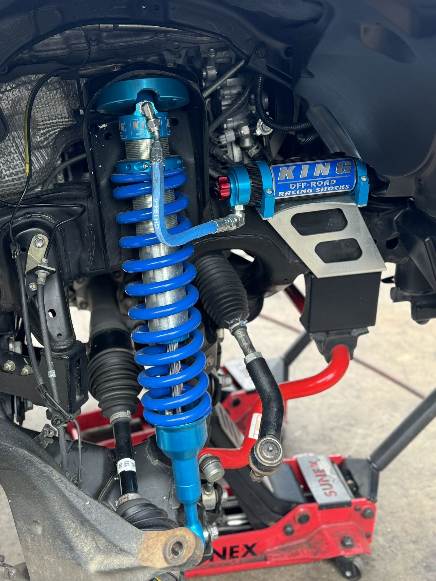 KING SHOCKS IN STOCK FOR TOYOTA TUNDRA FRONTS AND REARS WITH ADJUSTERS ...