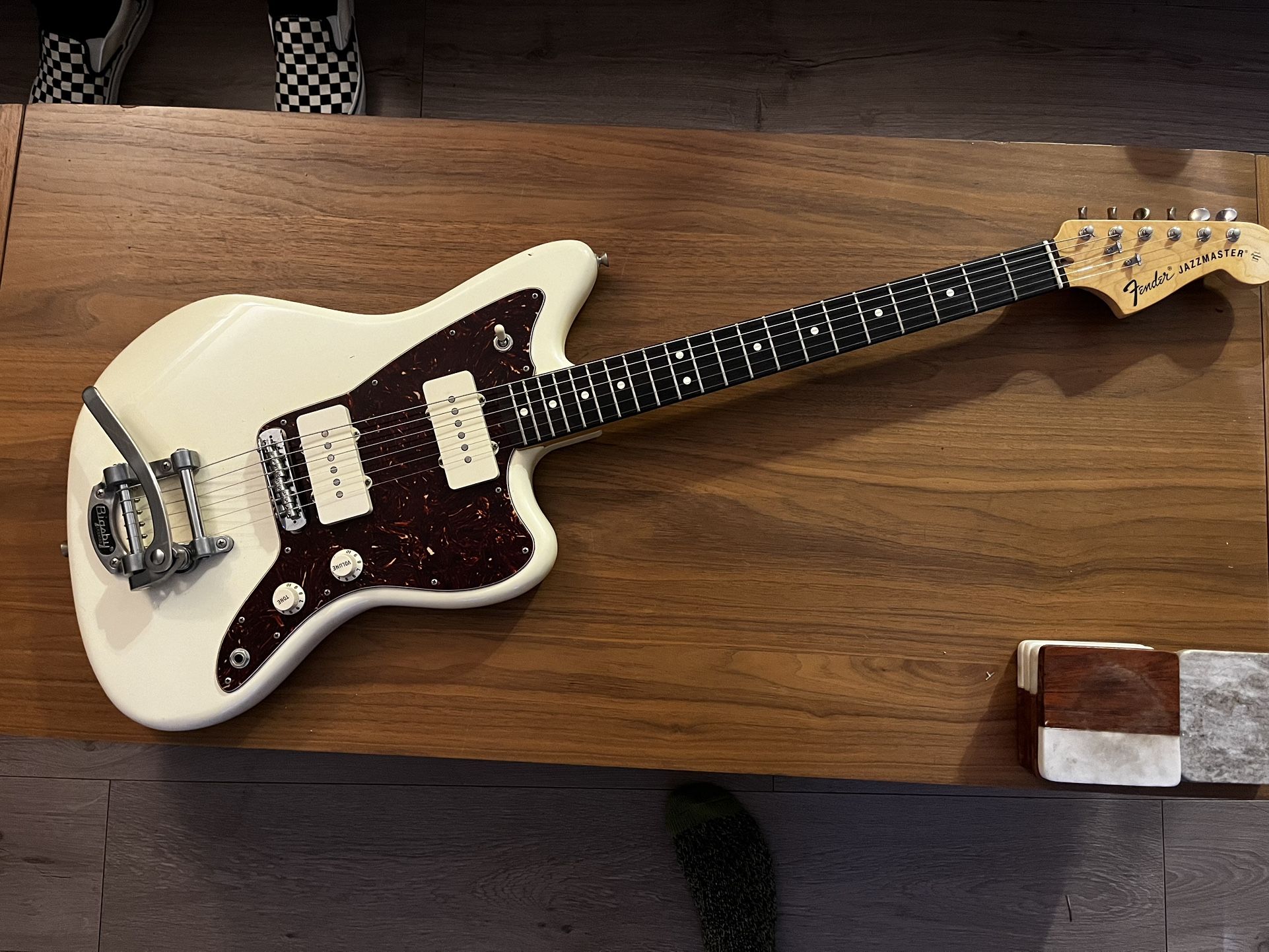 Fender Jazzmaster with Bigsby (magnificent 7 Ltd Edition) for Sale in ...