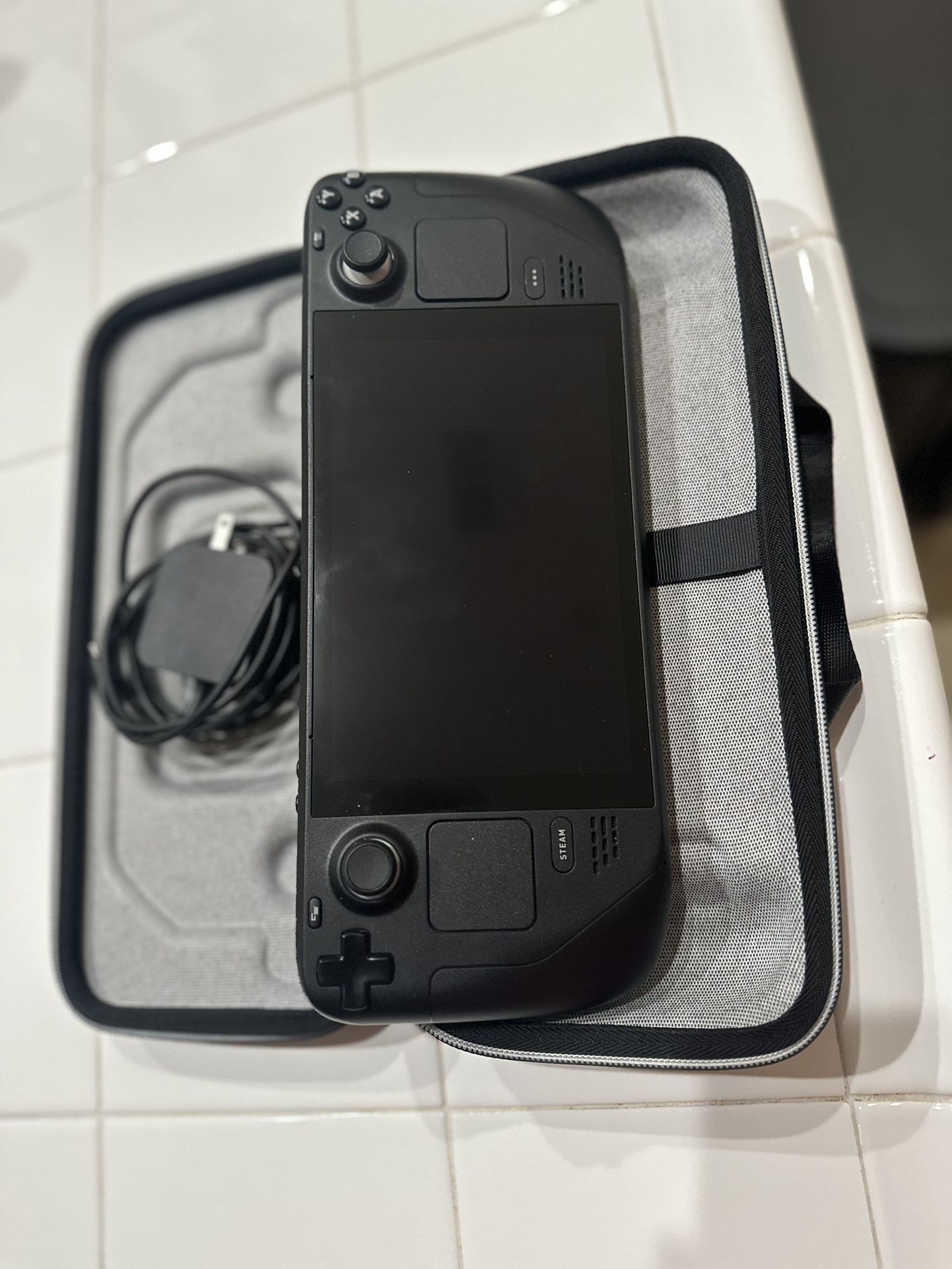 Steam Deck 512 GB AntiGlare Etched Glass for Sale in Hanford, CA - OfferUp