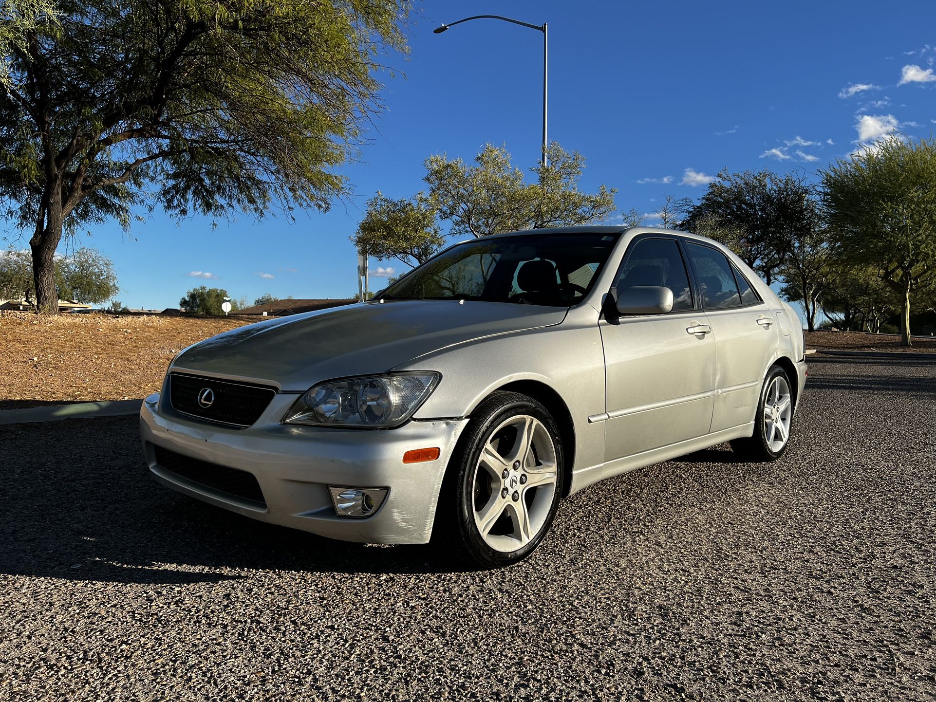 2002 Lexus IS 300 for Sale in Tucson, AZ - OfferUp