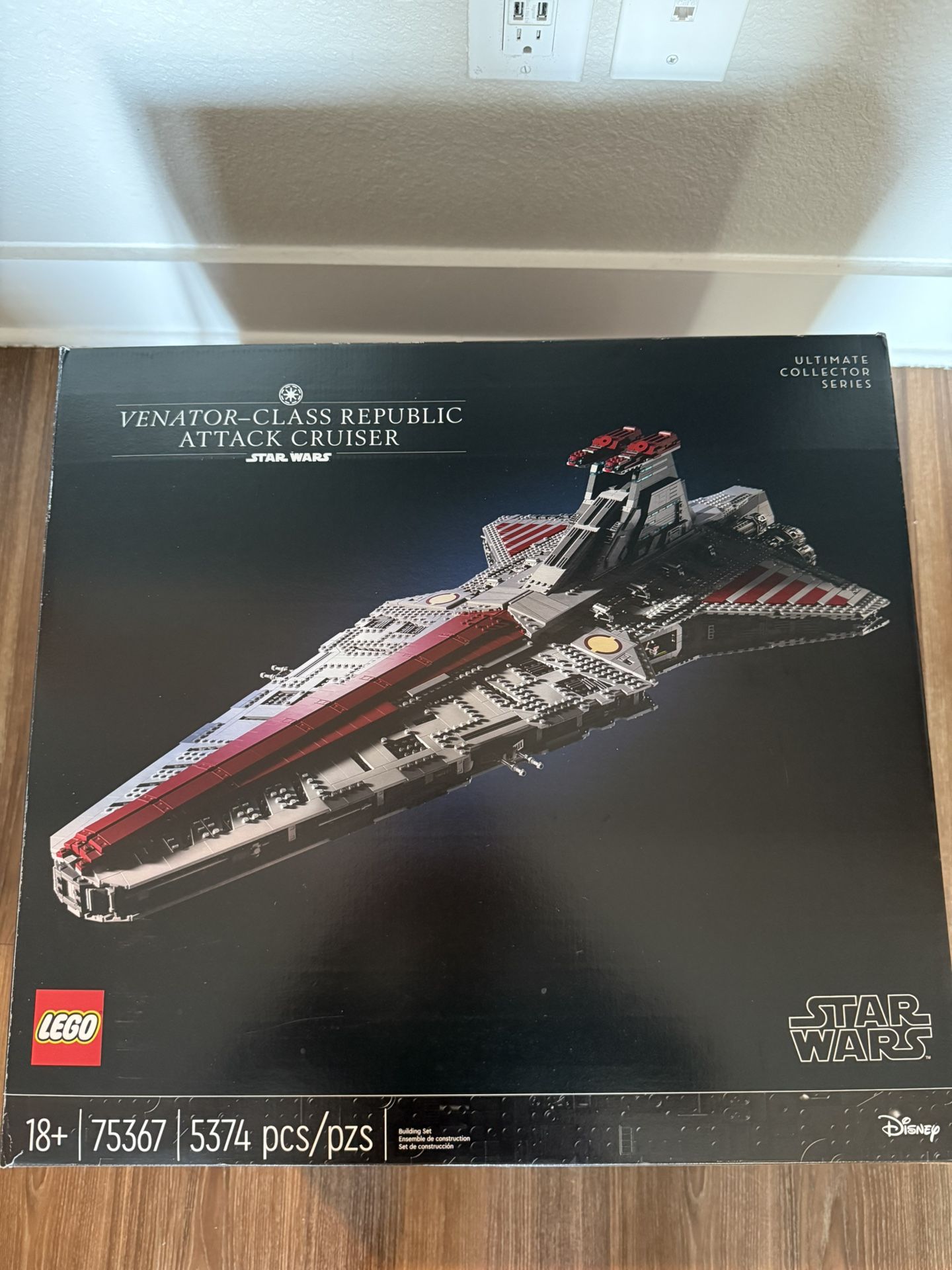 Lego Star Wars Venator UCS Set Captain Rex for Sale in Frisco, TX - OfferUp