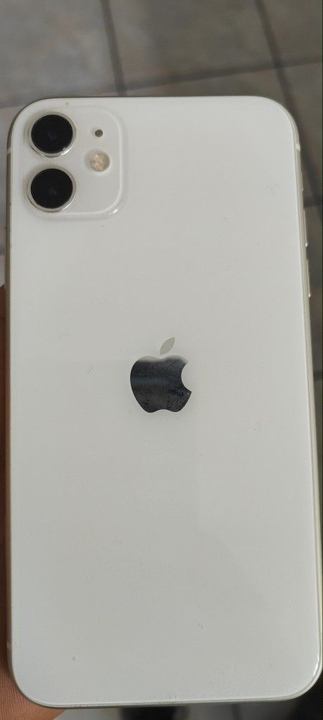 iPhone 11 iPhone 11 for Sale in Pasadena, TX - OfferUp