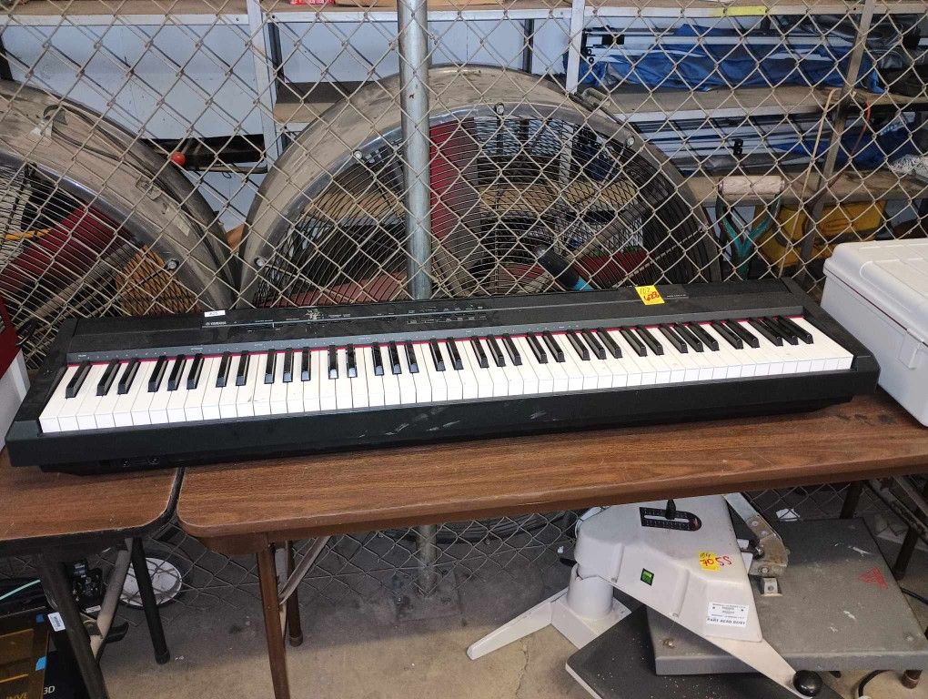 Yamaha Digital Piano P - 105 for Sale in San Bernardino, CA - OfferUp