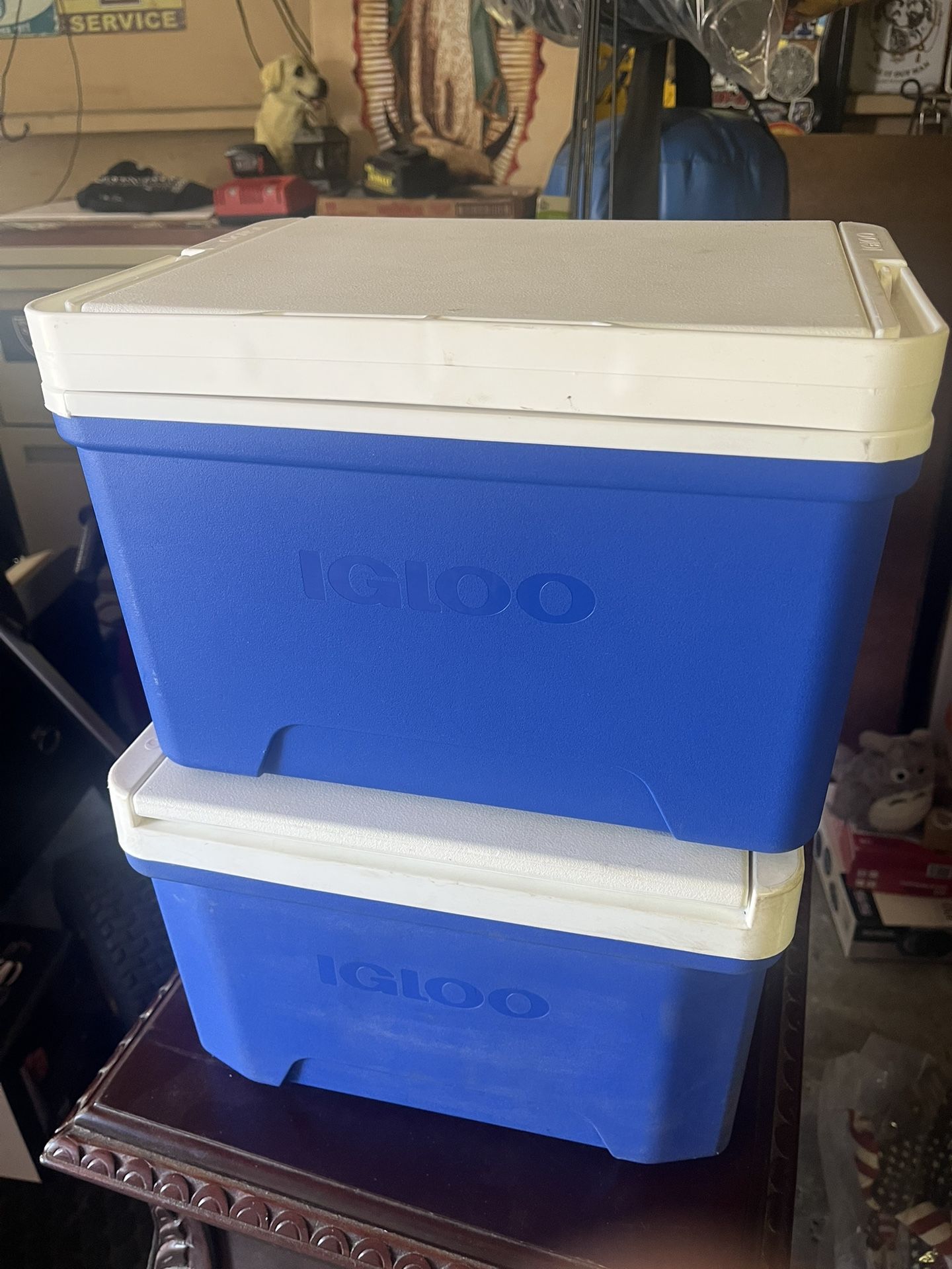 Igloo Dodger Blue Ice chests for Sale in San Gabriel, CA - OfferUp