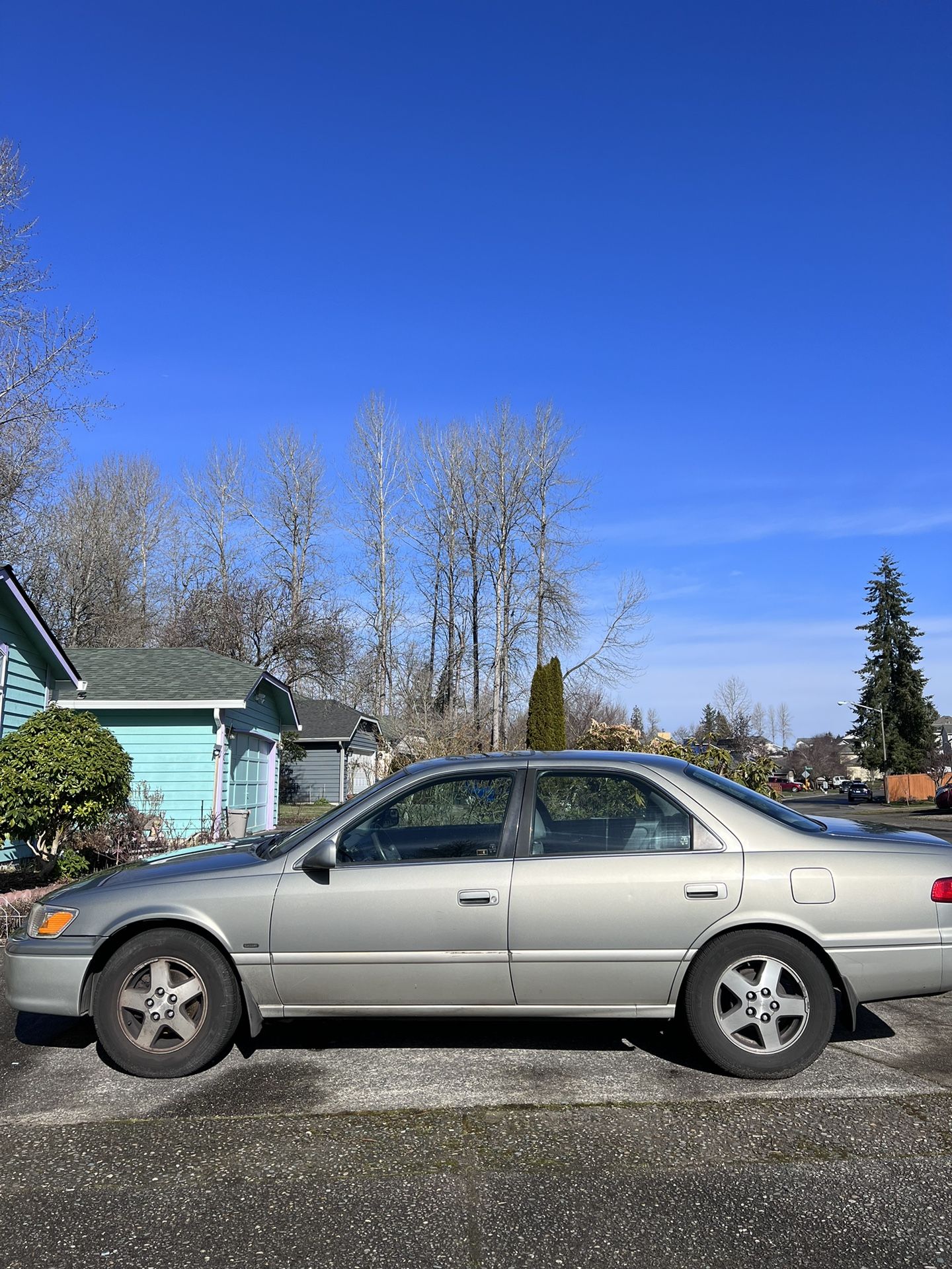 2001 Toyota Camry for Sale in Kent, WA - OfferUp