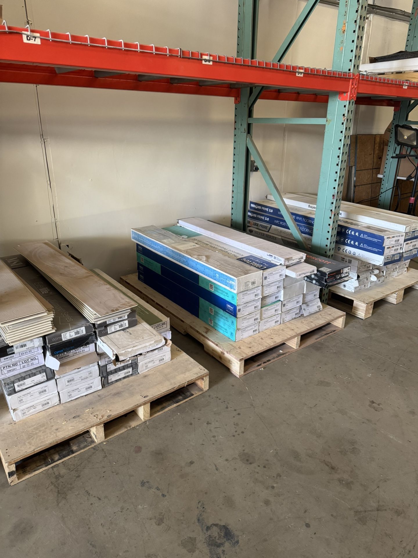 Flooring Pallets (50 % Off) for Sale in Bakersfield, CA - OfferUp