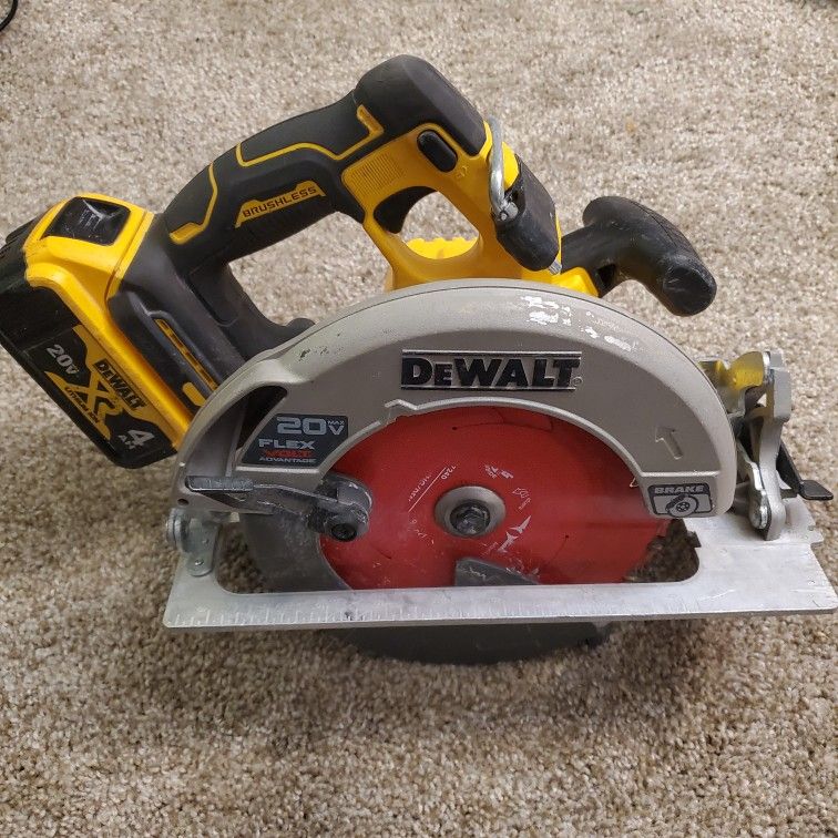 DEWALT DCS573 20V MAX Cordless Brushless 7-1/4" Circular Saw w/ 20V 4AH ...