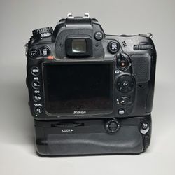 Nikon D7000 With Battery Grip